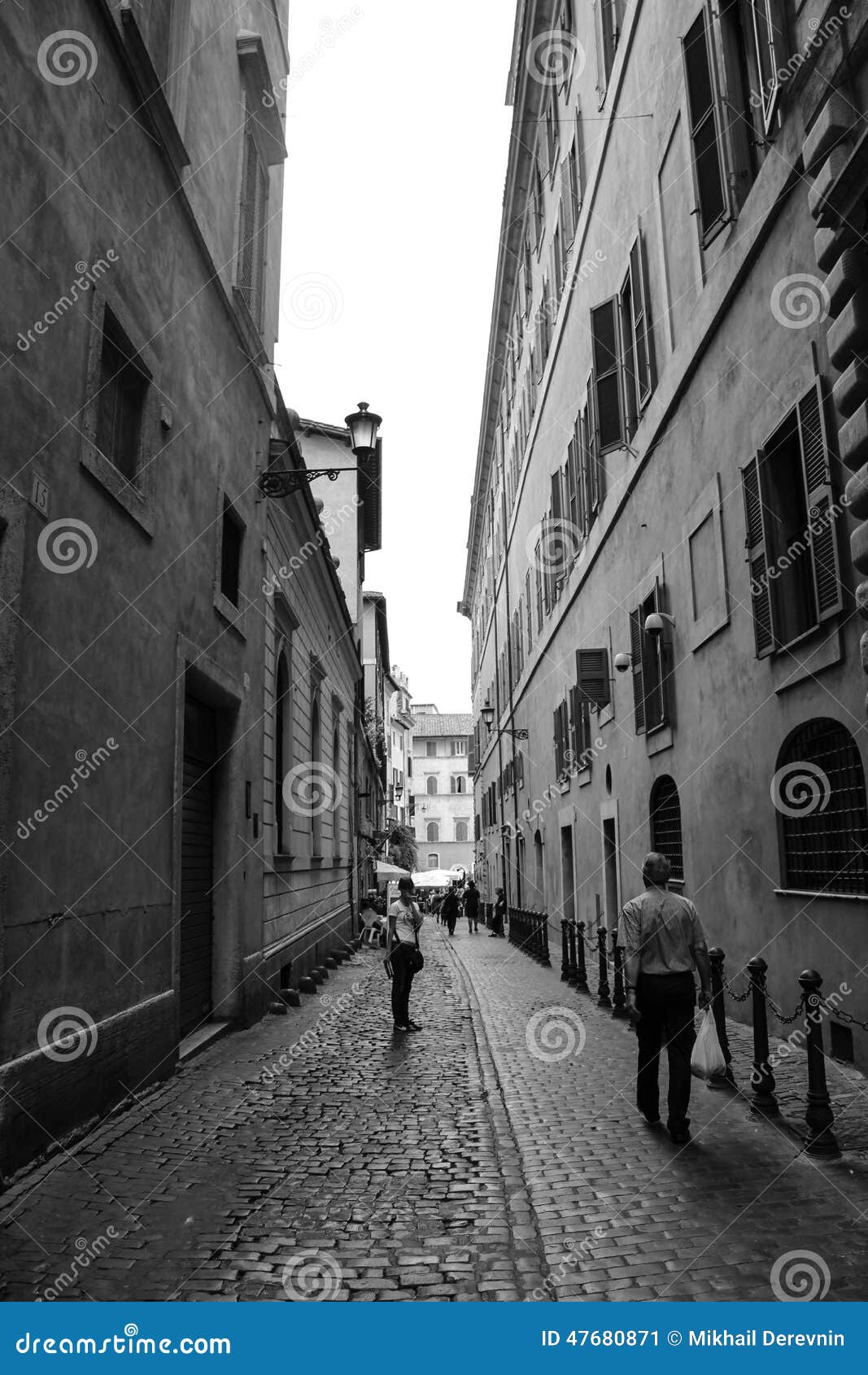 Streets and Architecture of Rome Editorial Photo - Image of blue, roma ...
