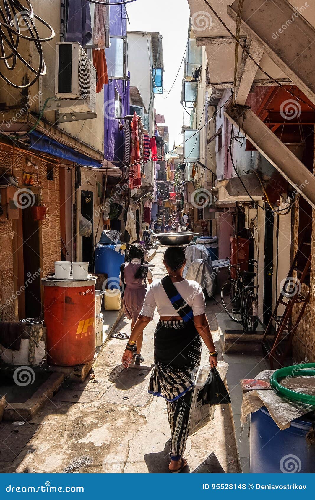 Streets of Colaba District, Mumbai, India Editorial Stock Photo - Image ...