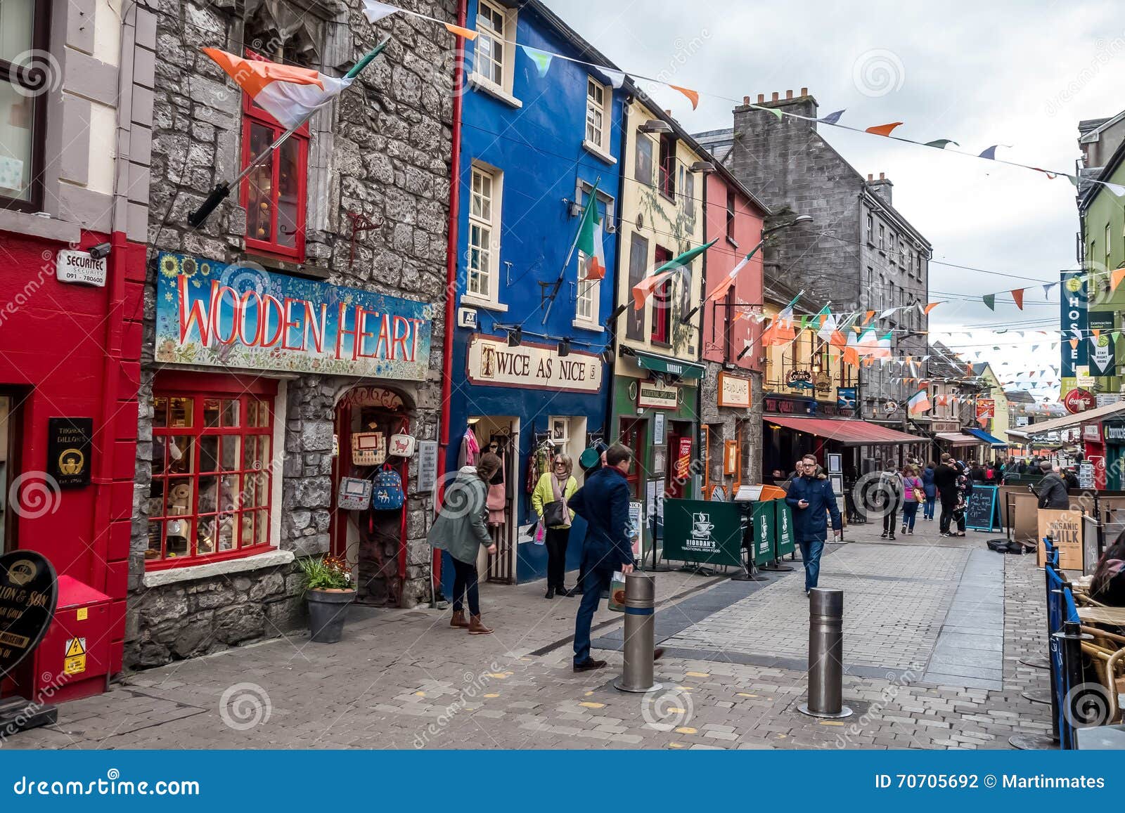 Streets of Galway editorial photography. Image of busy - 70705692