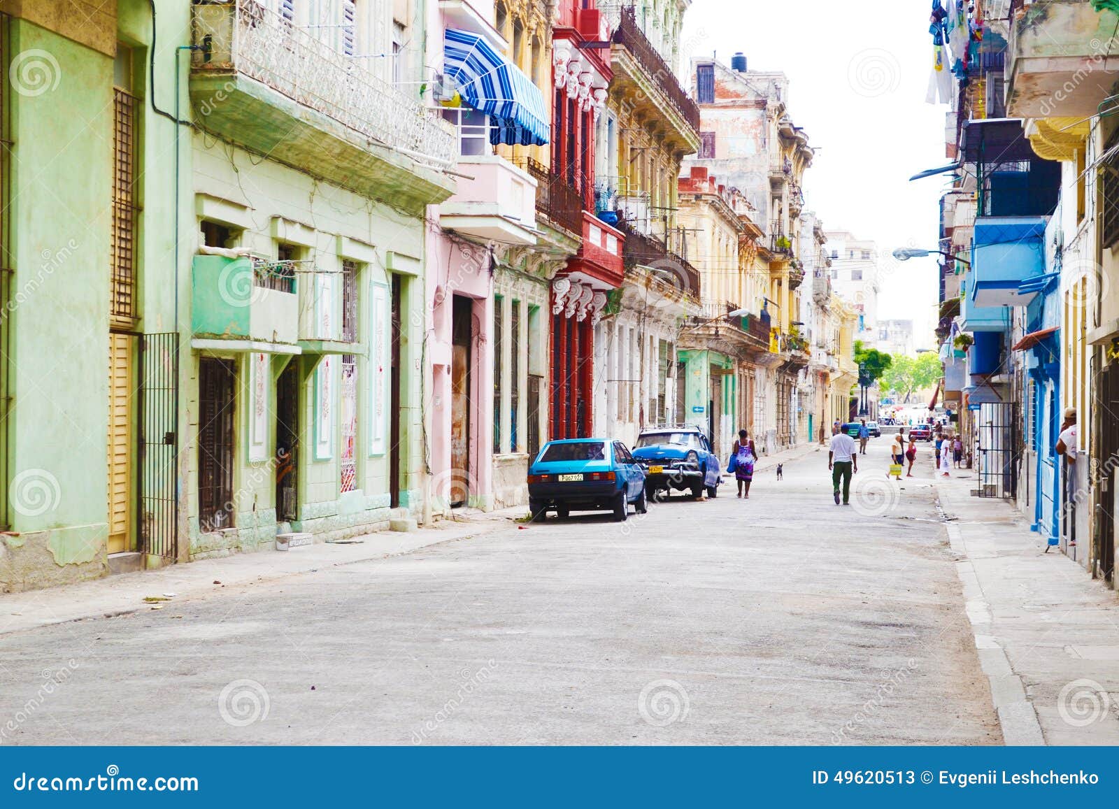 The Streets of Havana. Cuba - Architecture of the Old Town Editorial ...