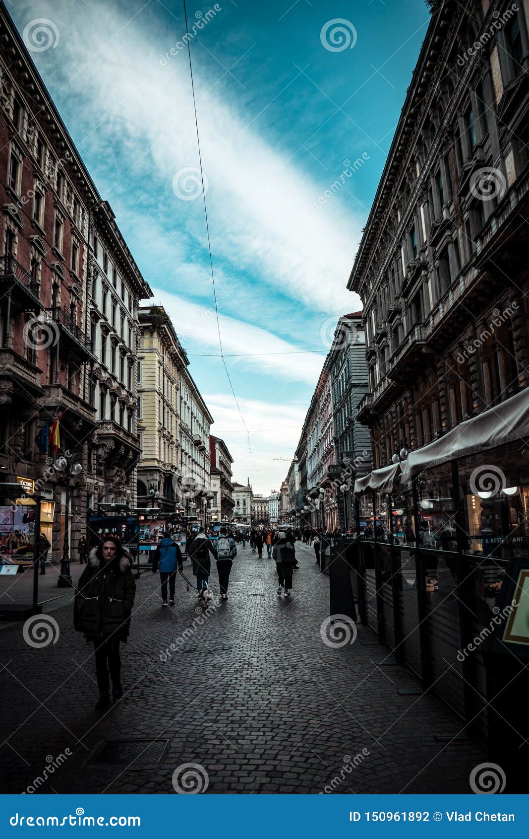 Streets in Milan in February Editorial Photography - Image of house ...