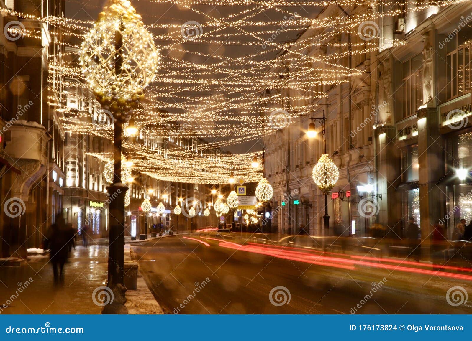 Streets of Moscow in December Stock Photo - Image of centre, streets ...