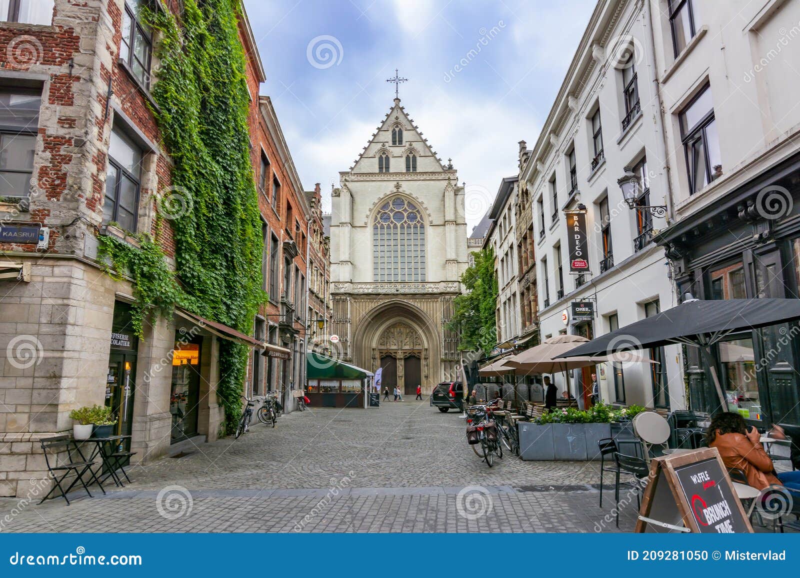 Streets of Old Antwerp, Belgium Editorial Image - Image of architecture ...