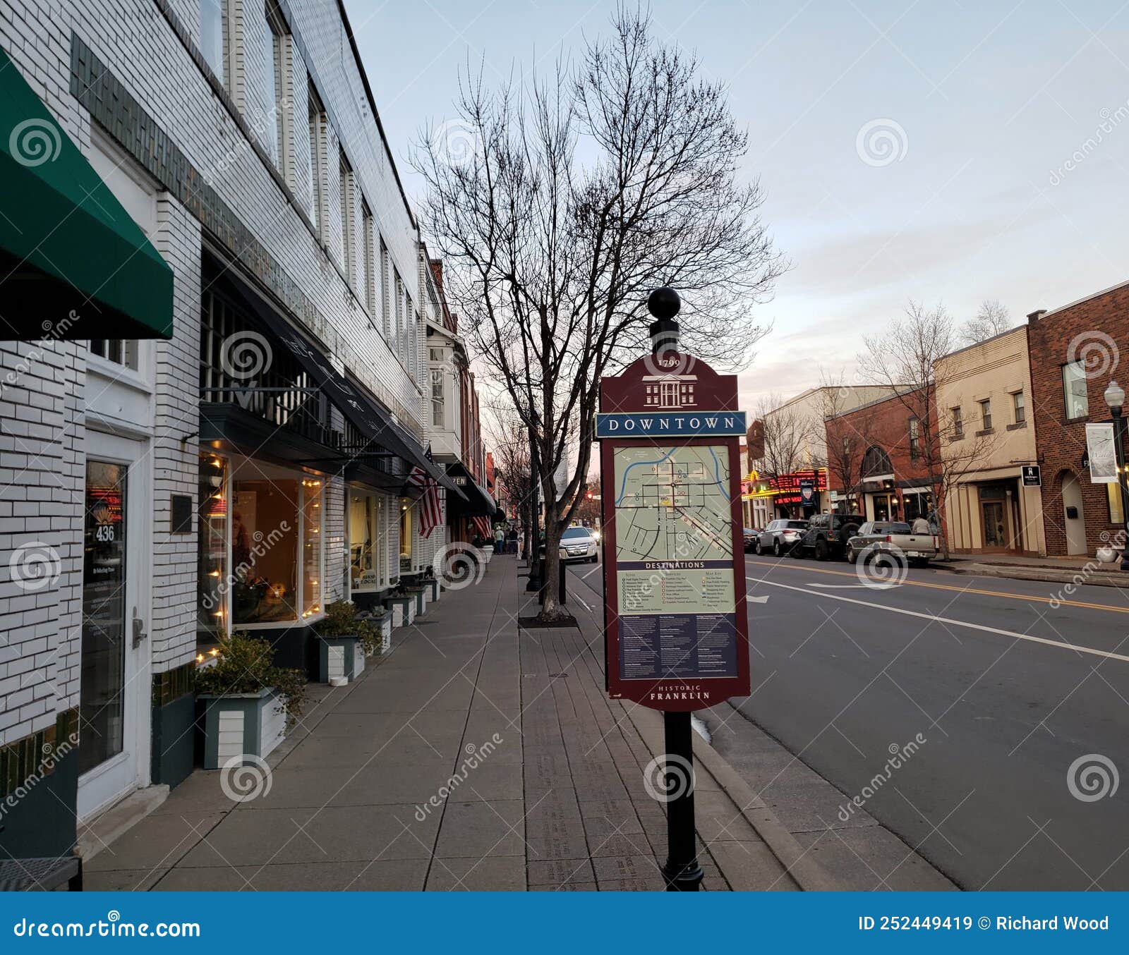 Streetscape View of Franklin, Tennessee in Spring Editorial Stock Image ...