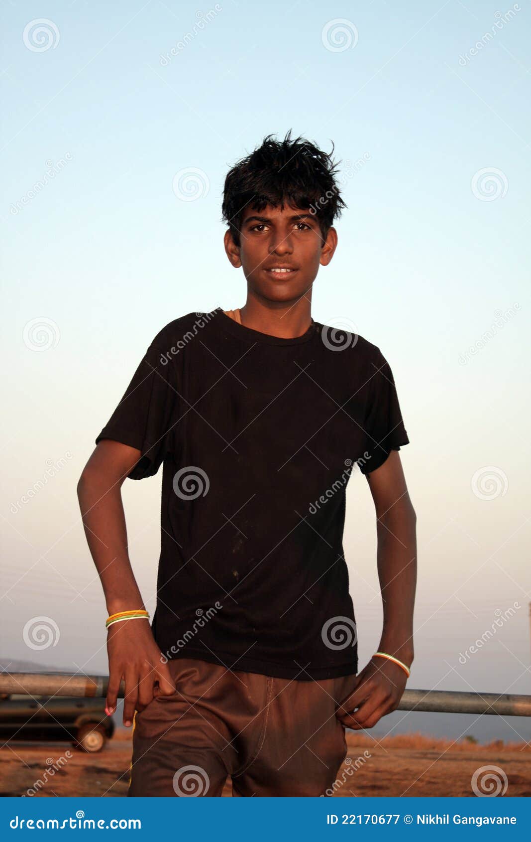 Streetside Indian Boy editorial photography. Image of poverty - 22170677