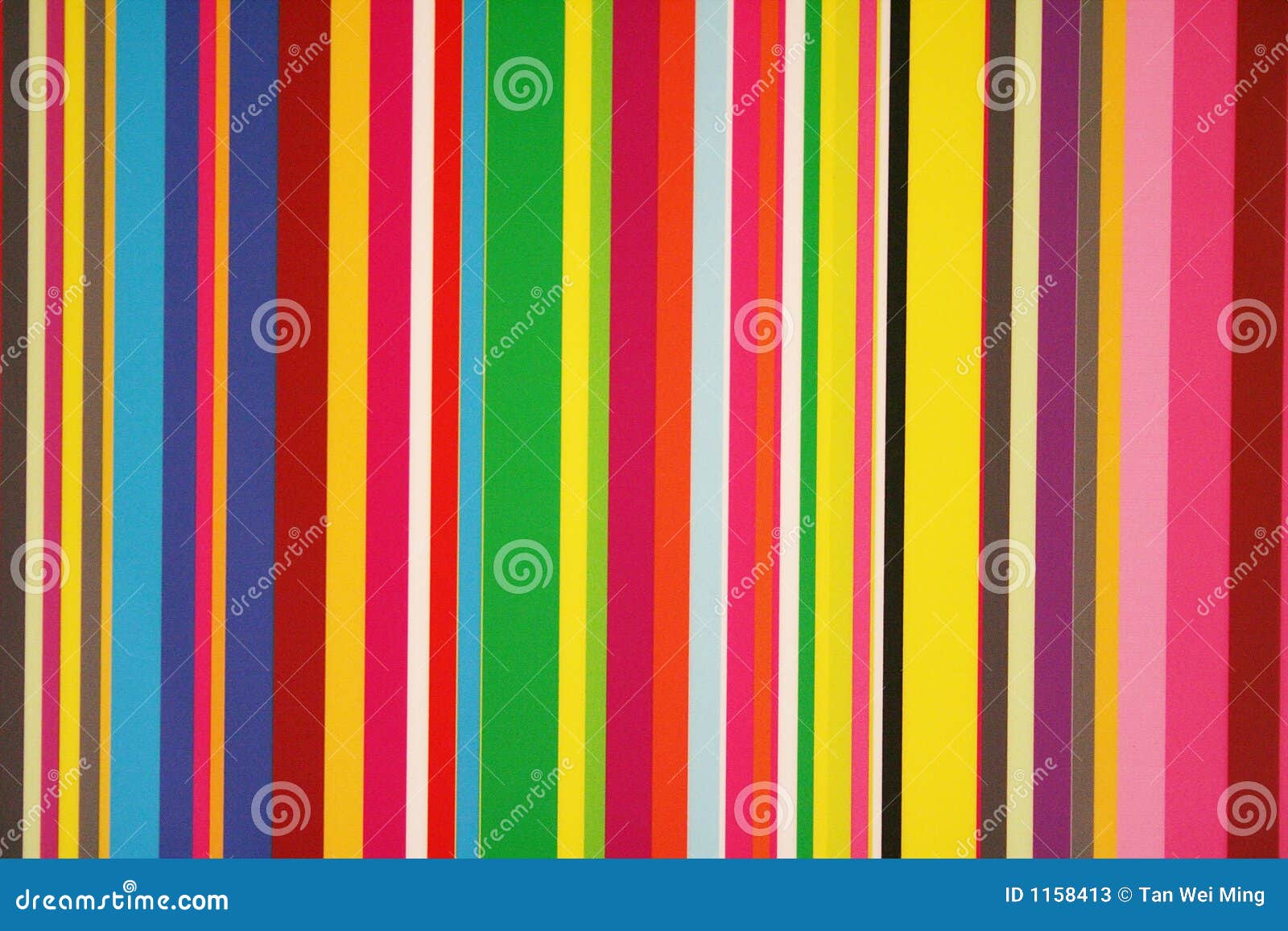 Strepen en Kleuren stock afbeelding. Image of verticaal - 1158413