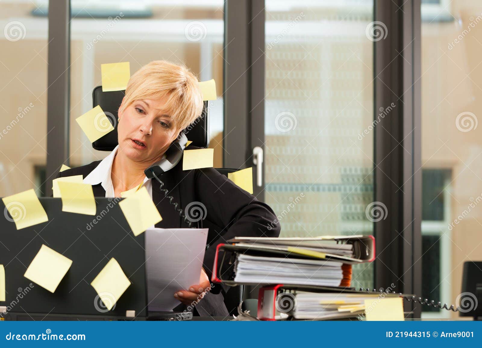 Stress Im BÃ¼ro - Multitasking Stock Image - Image of multitasking ...