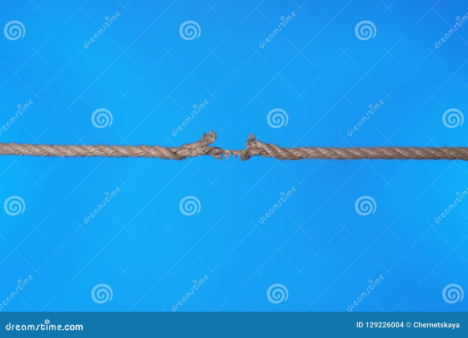 Stretched Desgastou a Quebra Da Corda Foto de Stock - Imagem de ...