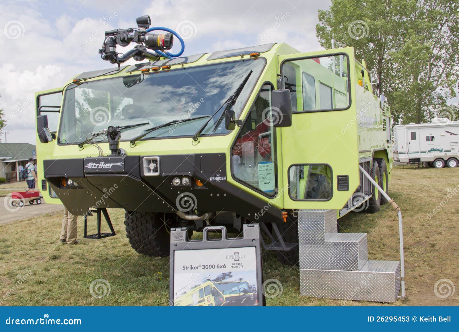 Striker 3000 Van Corp Van Oshkosh 6x6 Voertuig Redactionele Stock Foto ...