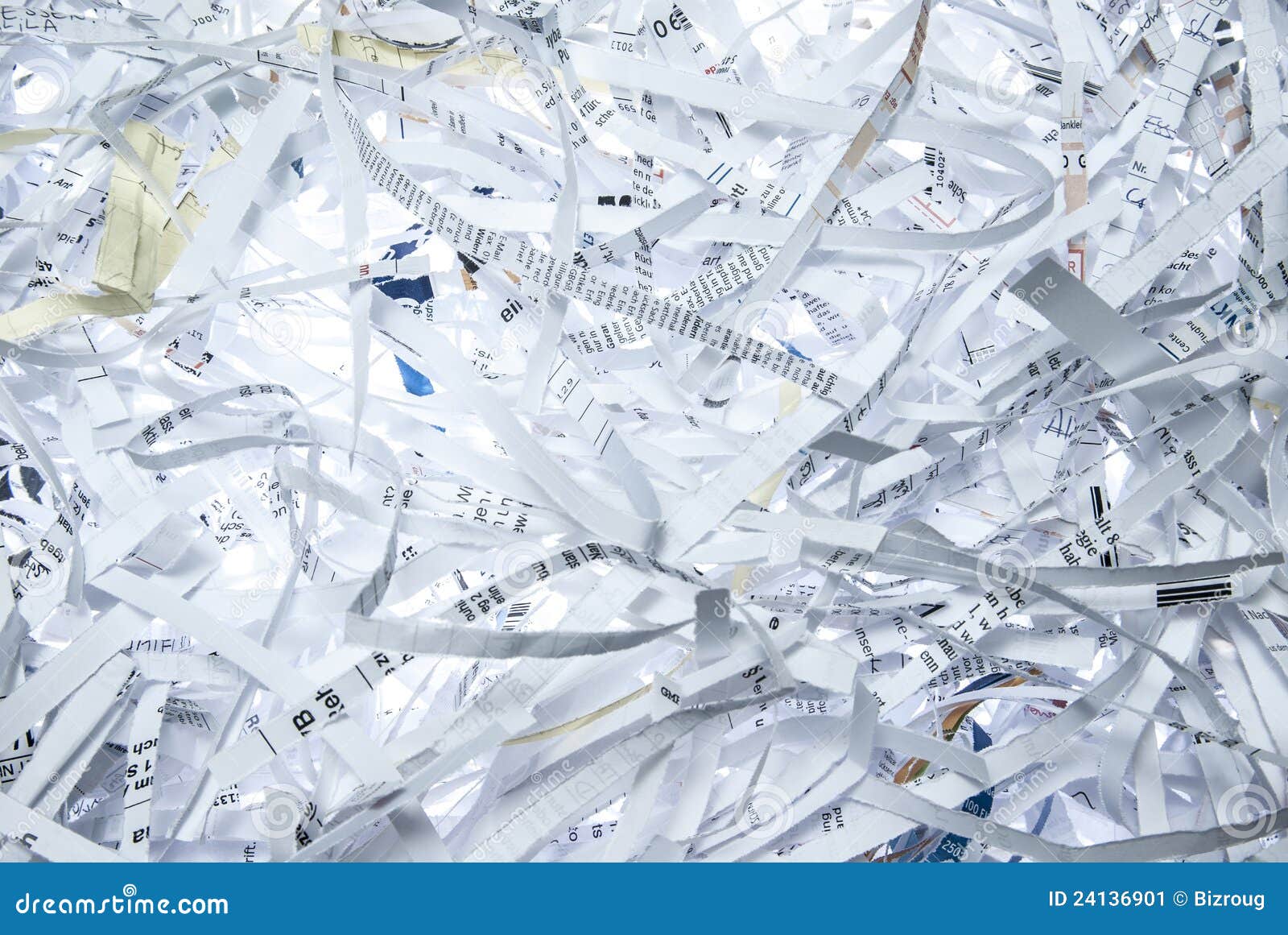 Strimlat papper fotografering för bildbyråer. Bild av bakgrund - 24136901