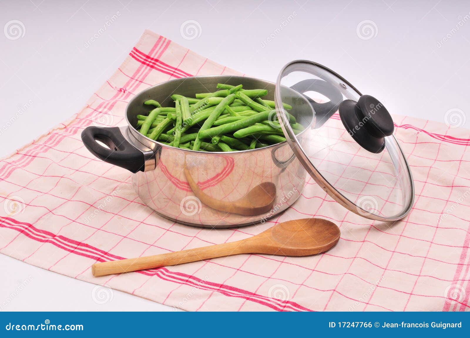 String beans in pan stock photo. Image of steaming, fresh - 17247766