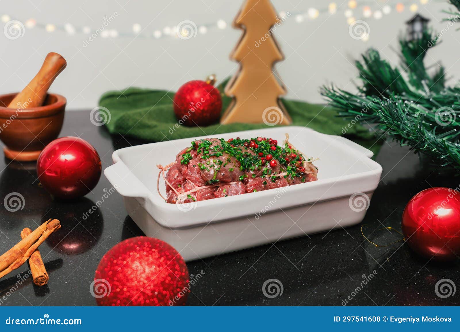 String Beef Recipe for Christmas Dinner. Christmas Beef Recipe for the ...