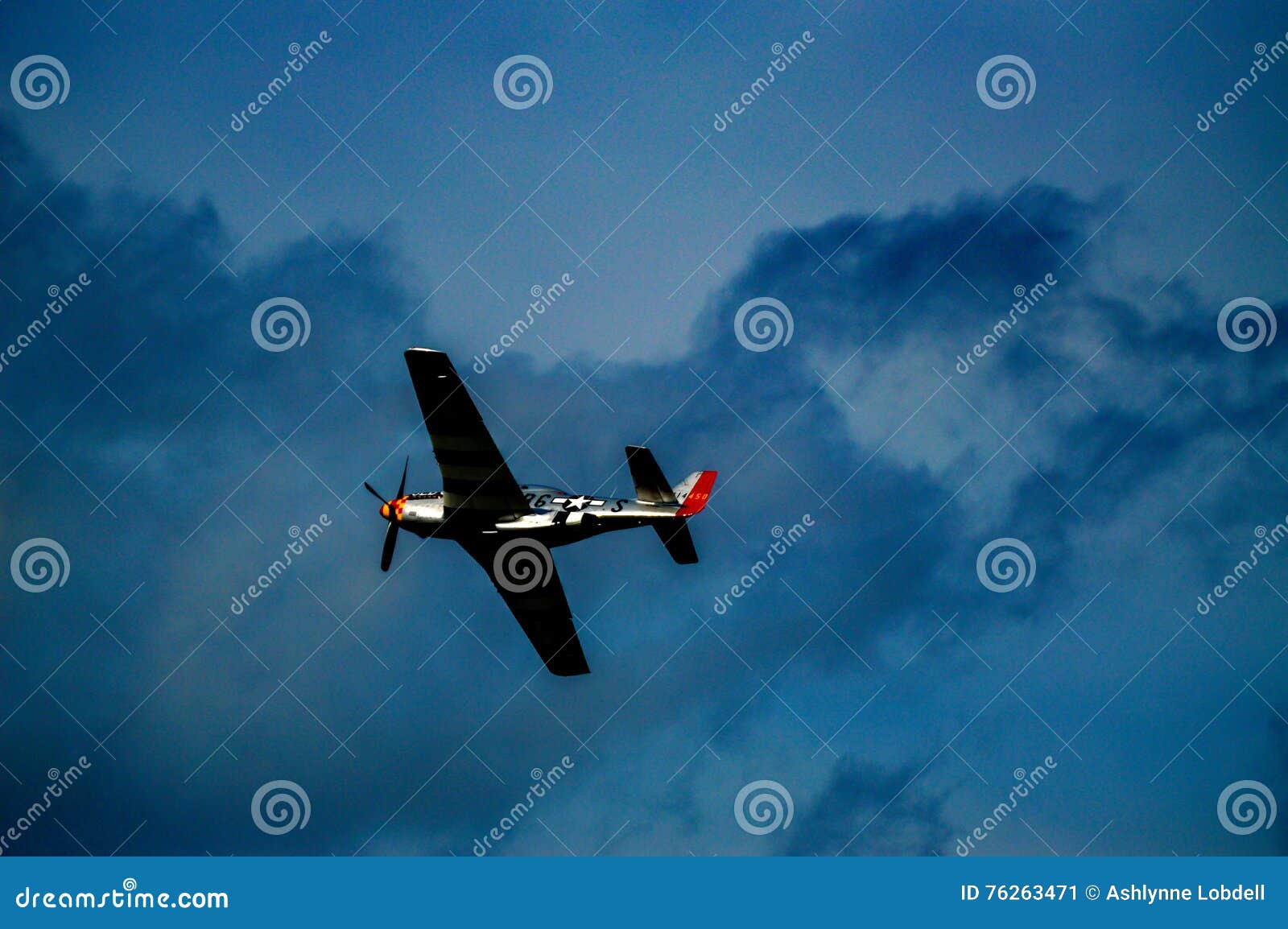 Striped airplane editorial photo. Image of stormy, dramatic - 76263471