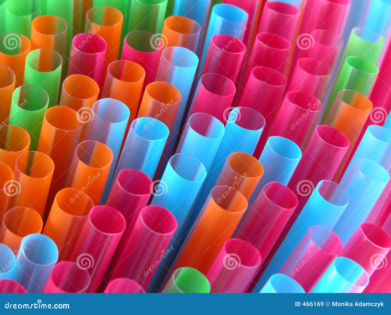 Stro stock afbeelding. Image of stro, kleurrijk, plastiek - 466169