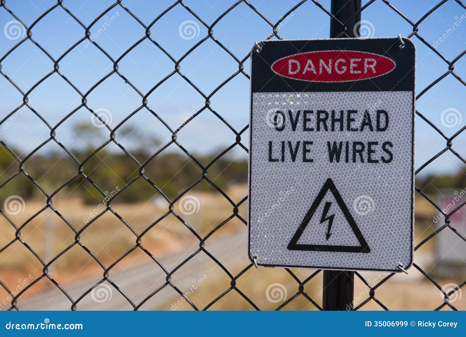 Strom-Warnzeichen stockbild. Bild von zeichen, schwarzes - 35006999