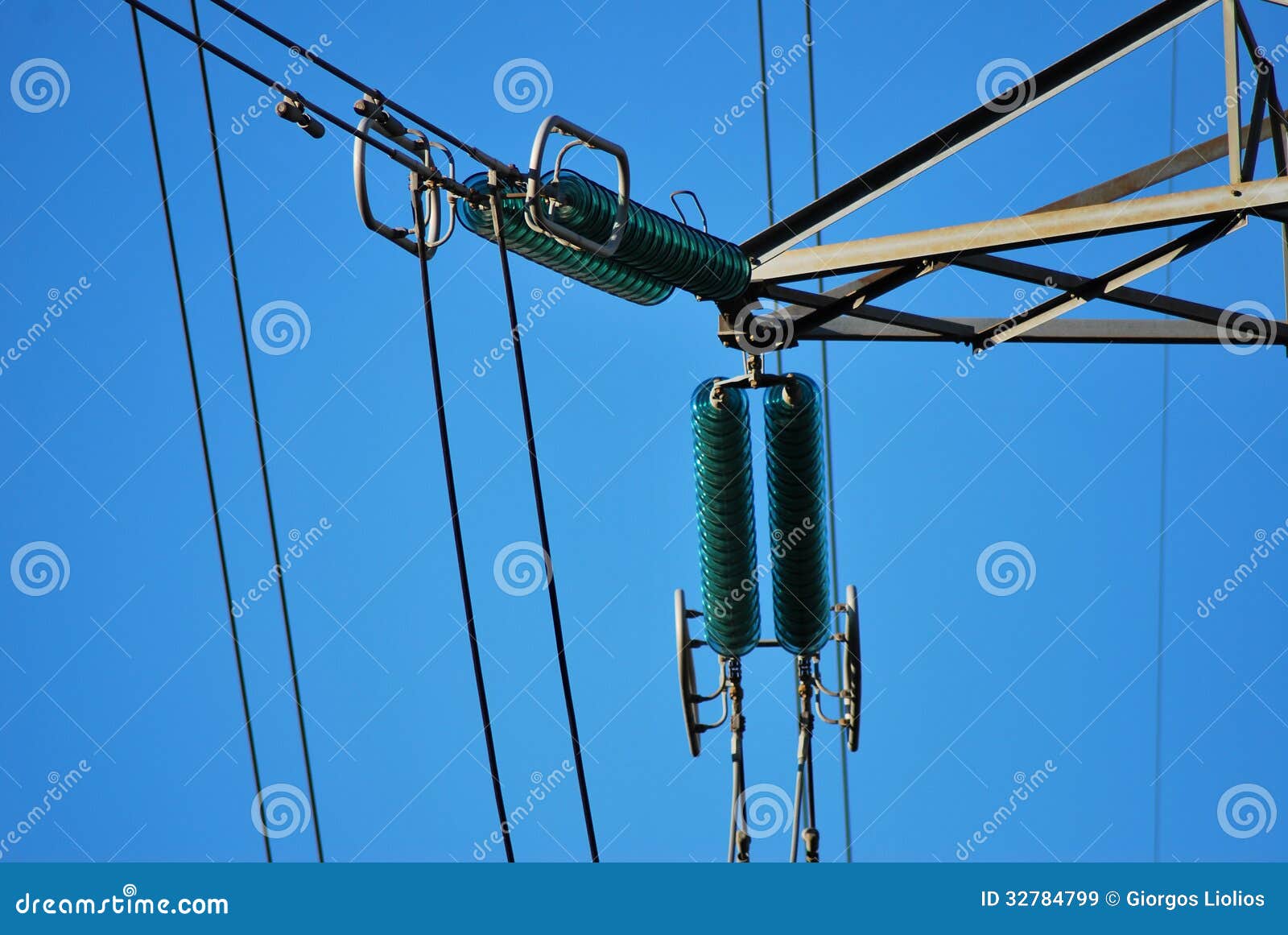 Strompylonisolator stockbild. Bild von struktur, elektrizität - 32784799