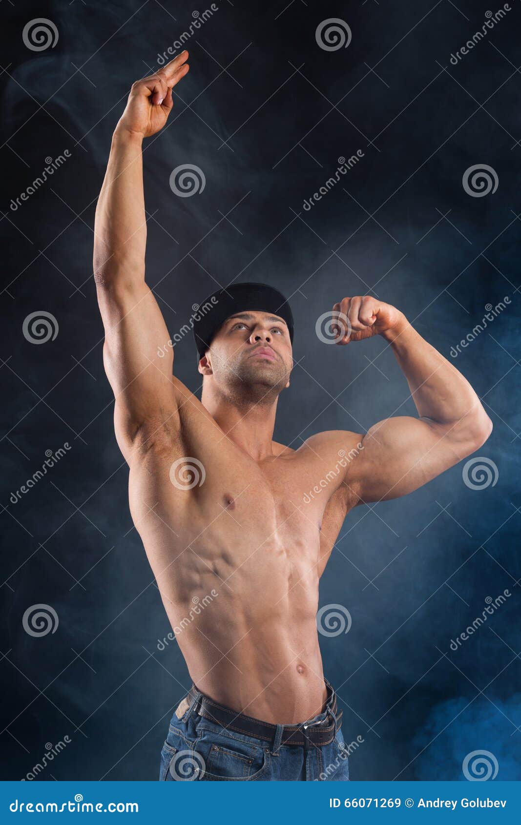 Strong Bodybuilder Strains His Powerful Muscles Stock Image - Image of ...