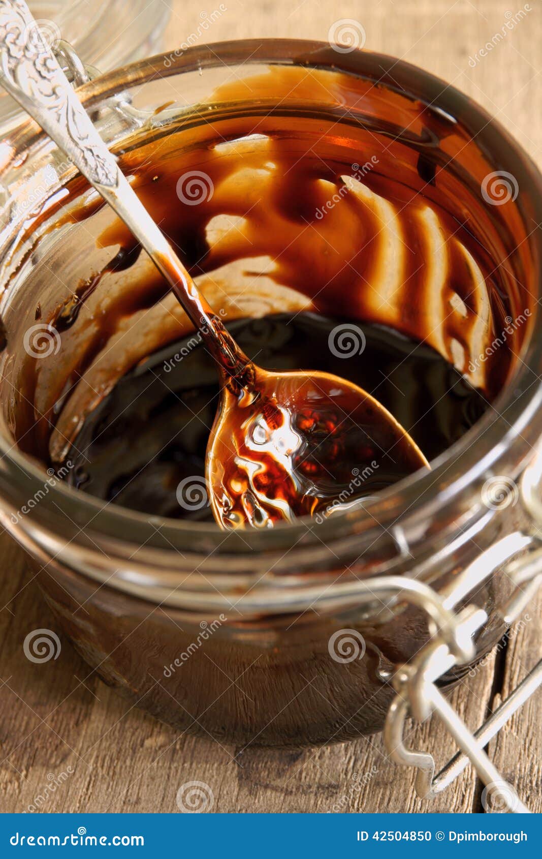 Stroop stock foto. Image of lepel, kleverig, baksel, druppel - 42504850