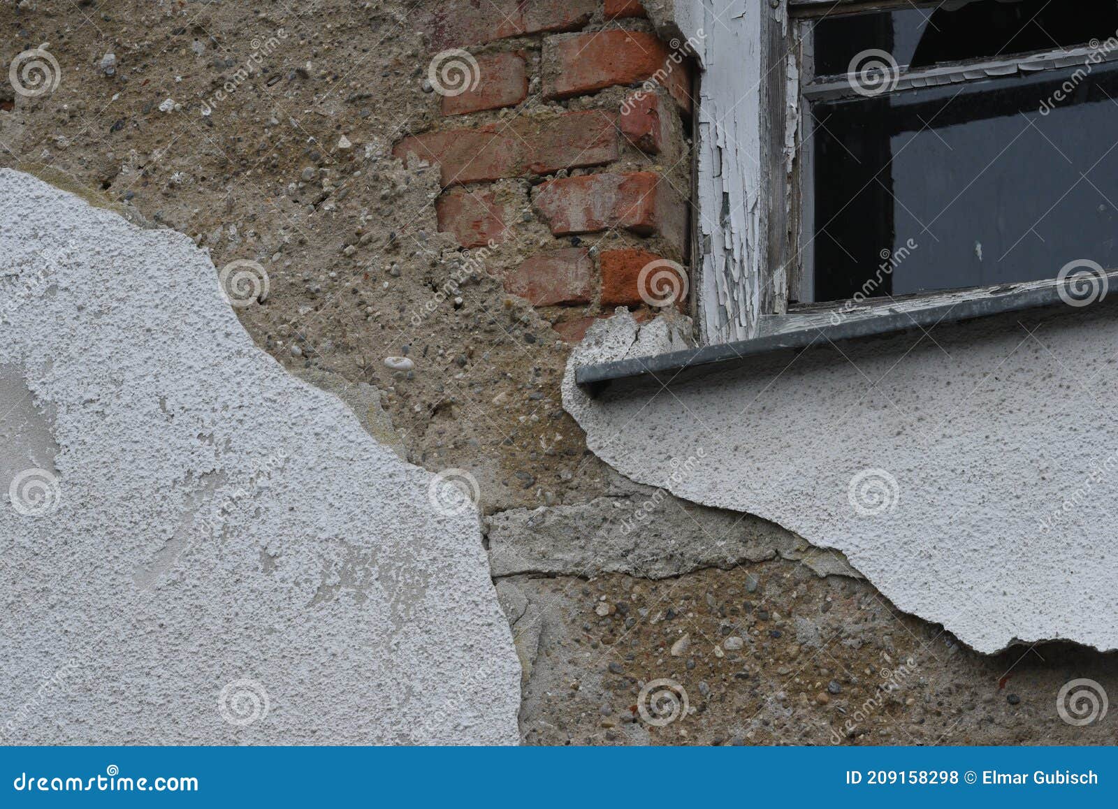 Structural Damage To House Facade Stock Photo - Image of renovate ...