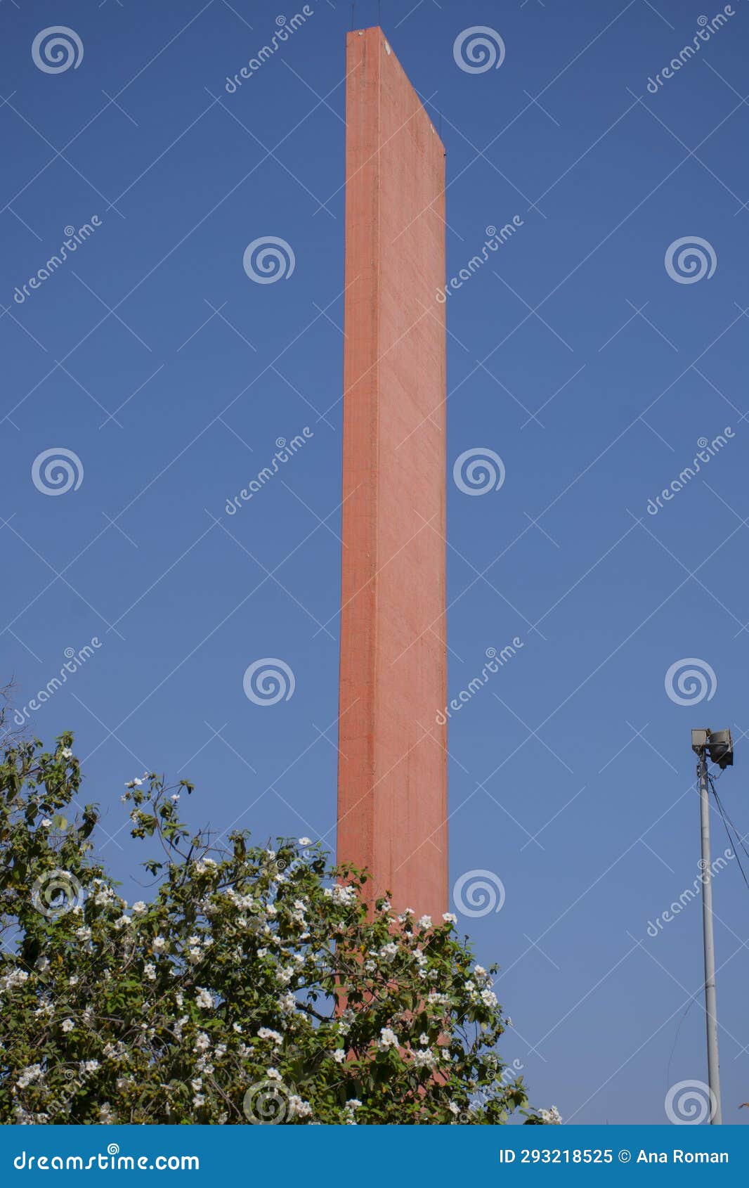 Structure, Building, Faro De Comercio, In The City Of Monterrey, Nuevo ... Structure, Building, Faro De Comercio, In The City Of Monterrey, Nuevo ...