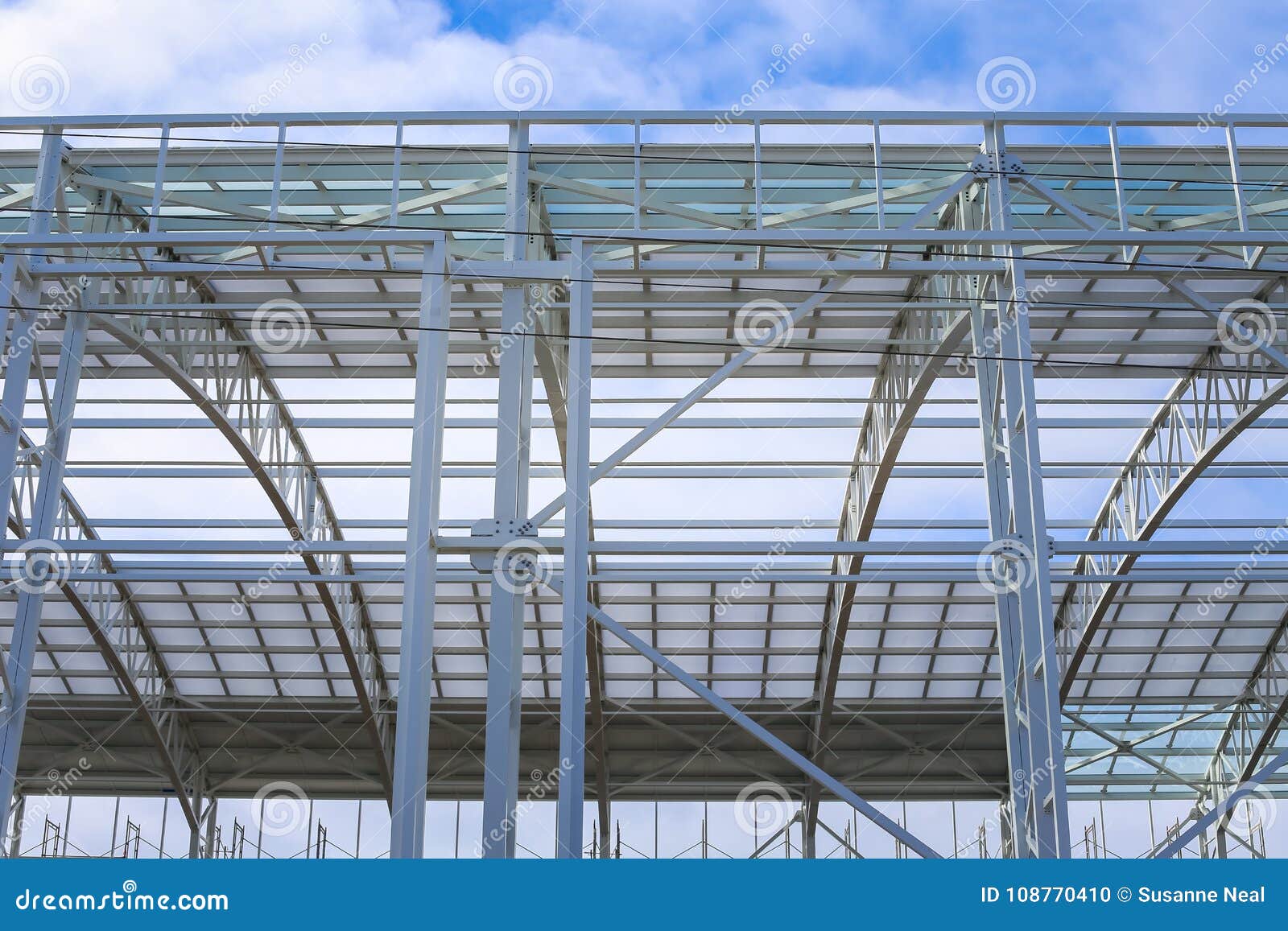 Structure De Fer En Cours De L'construction Photo stock - Image du murs ...