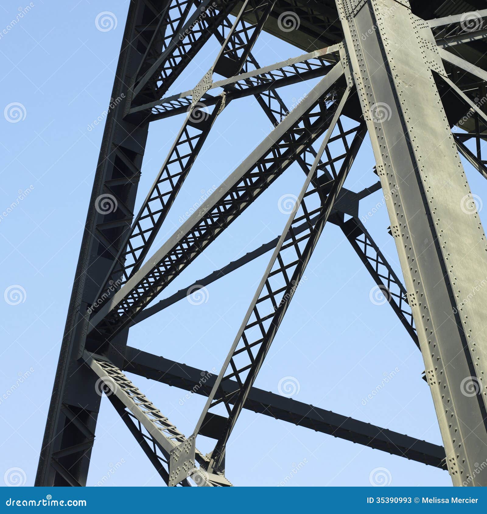 Structure de pont image stock. Image du forme, architecture - 35390993