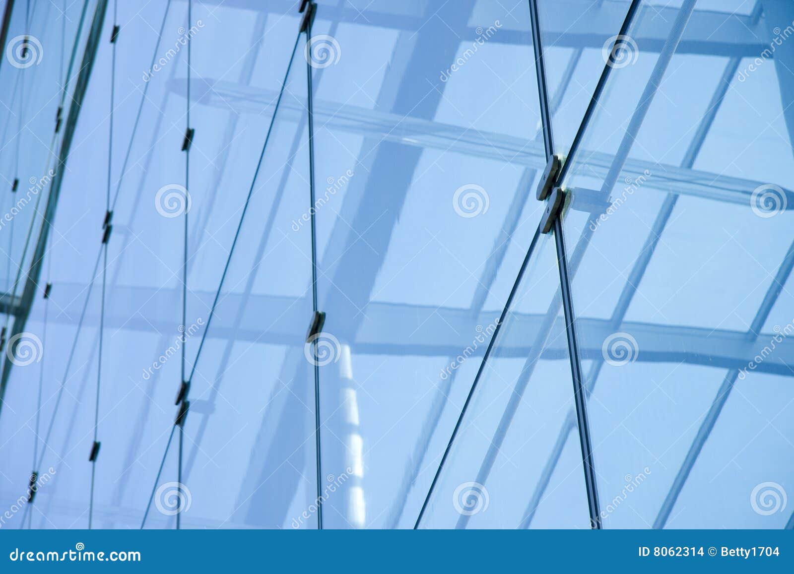 Structure En Verre Image. Image: 8062314