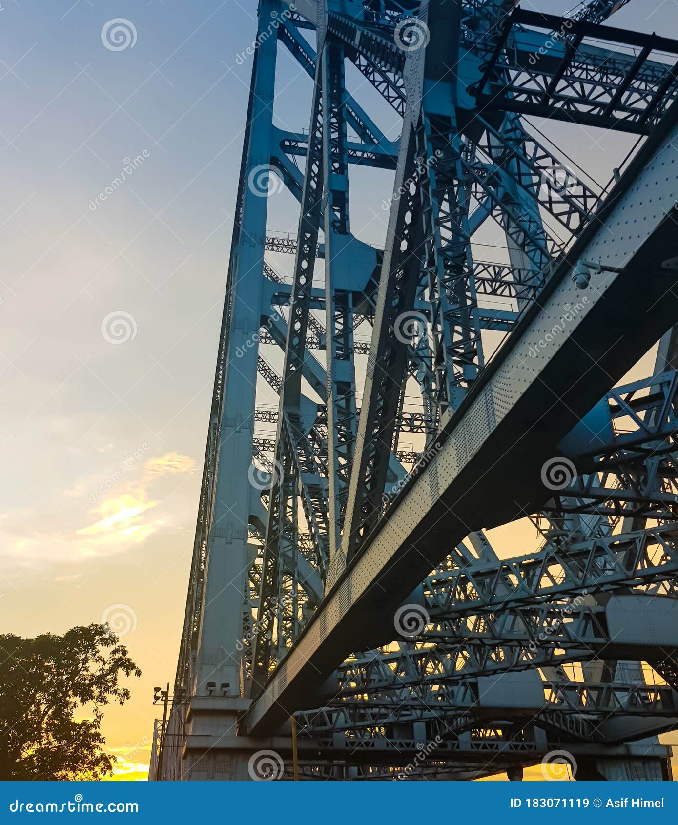 Structure of the Famous Howrah Bridge in the Evening in Kolkata, India ...