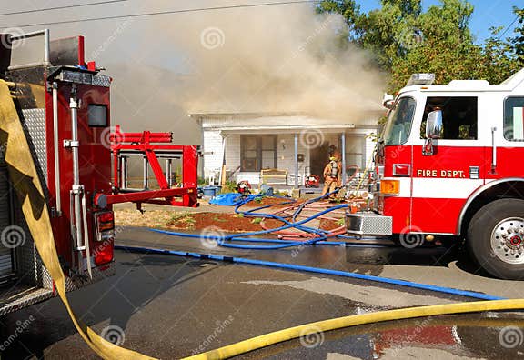 Structure Fire stock image. Image of burn, teamwork, smoke - 24886649
