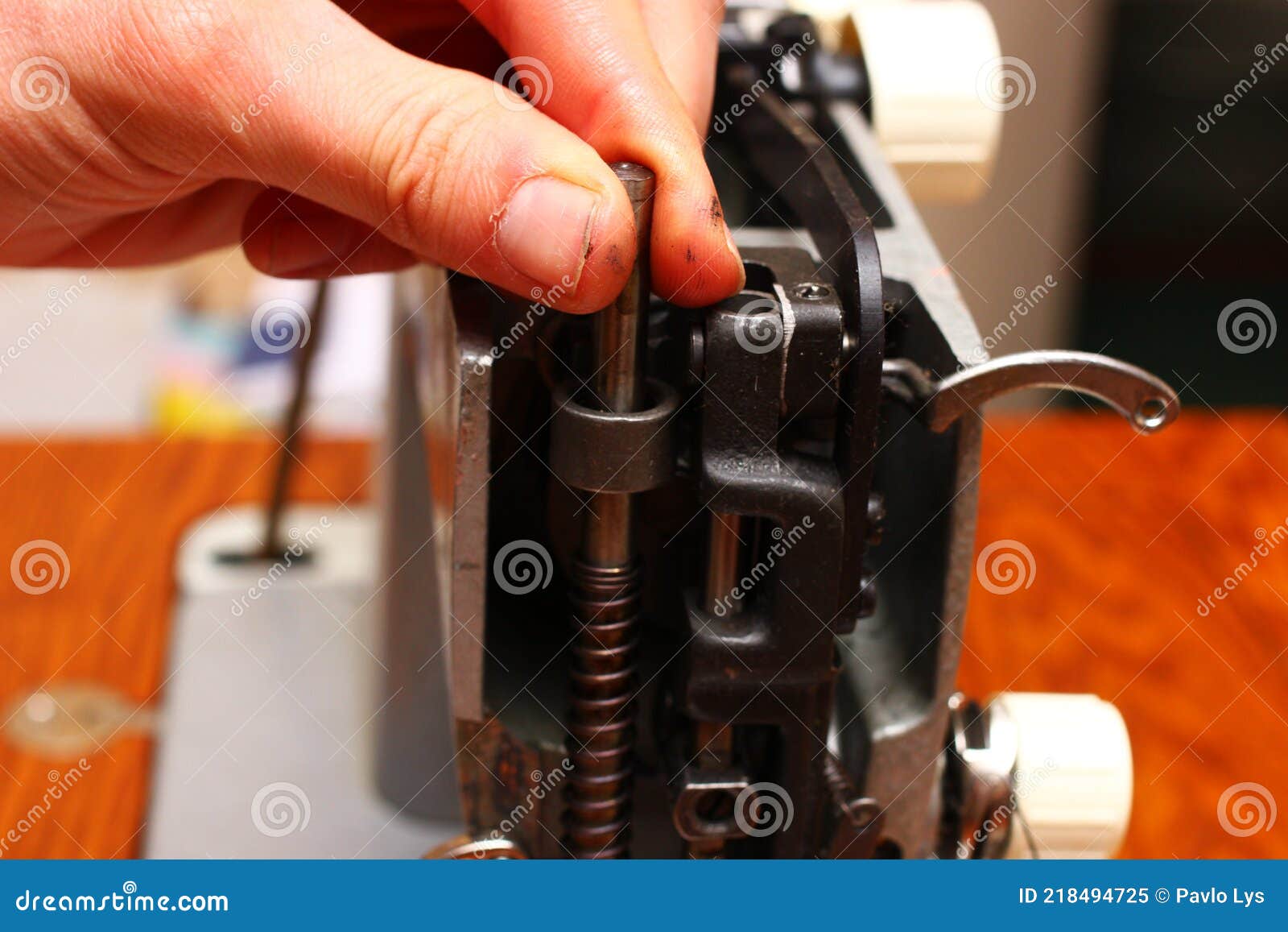 Structure and Mechanism of the Sewing Machine Stock Image - Image of ...