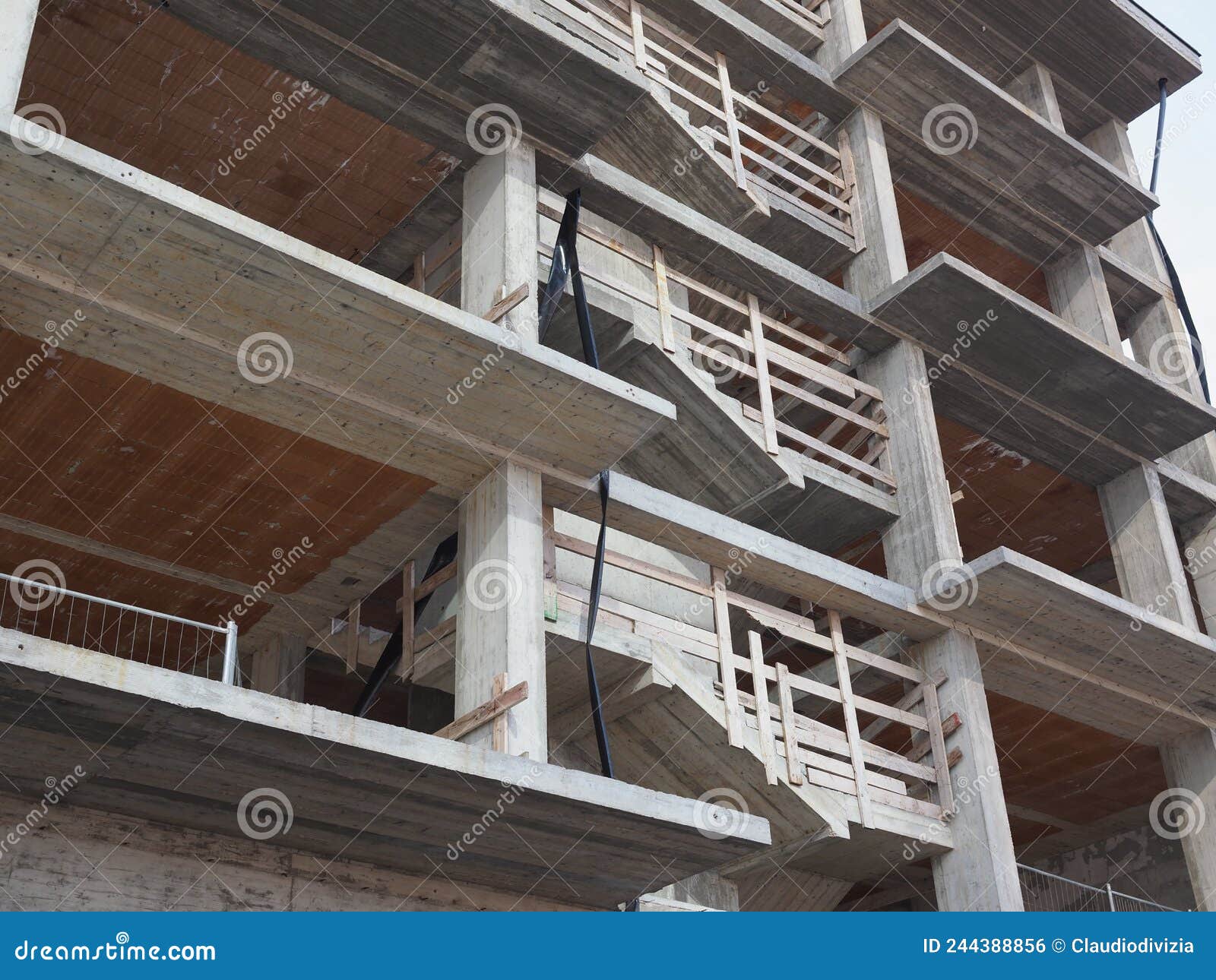 Reinforced Concrete Building Construction Stock Photo - Image of ...