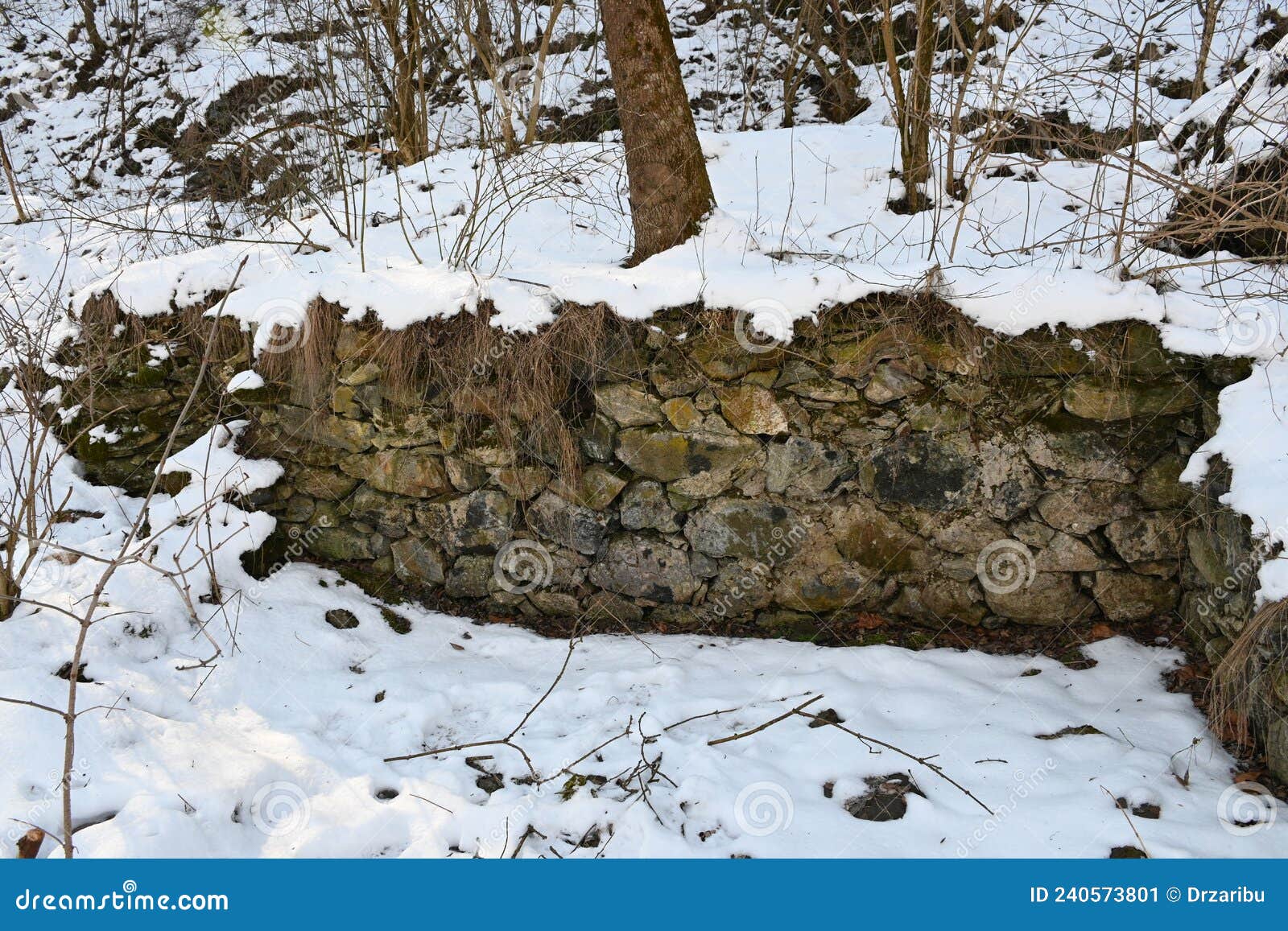 The Structure of the Wall of Old Stone Blocks Stock Image - Image of ...
