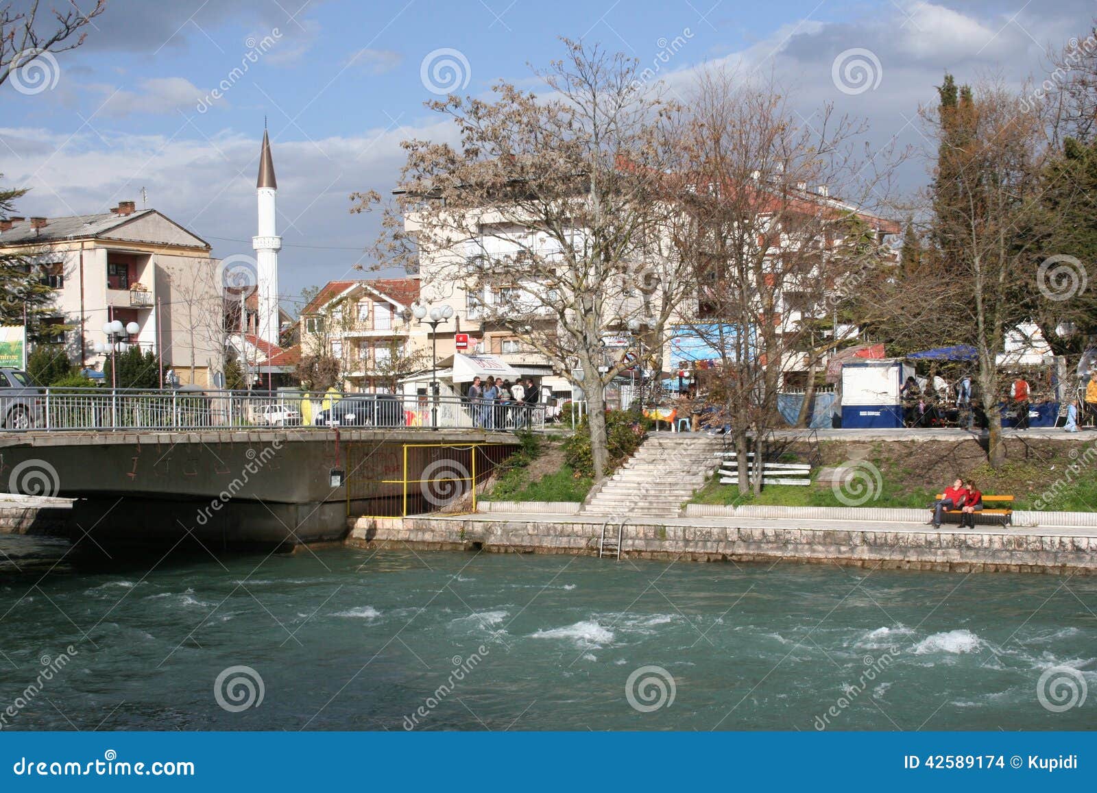 Struga editorial stock image. Image of black, drin, mosque - 42589174