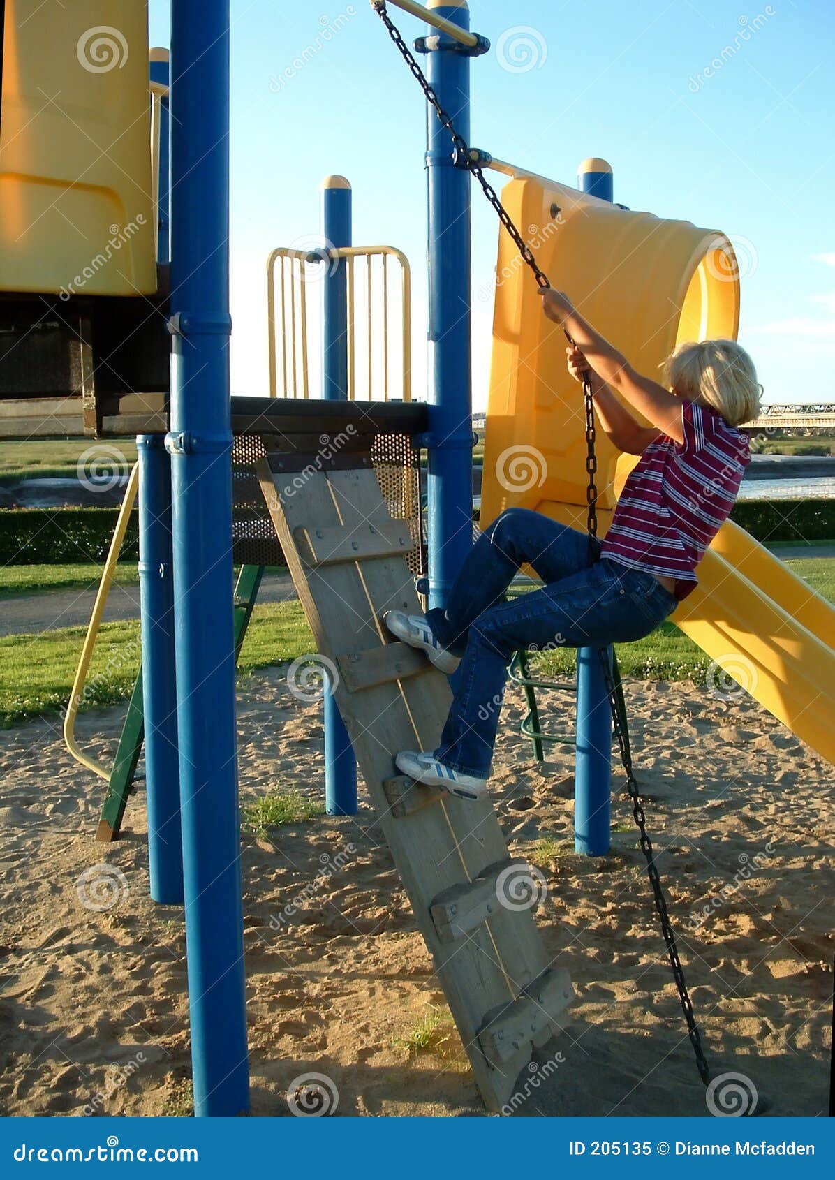 Struggle Picture. Image: 205135