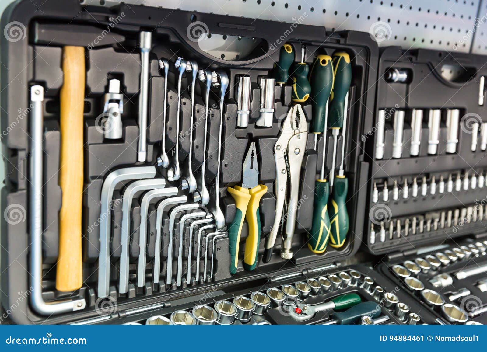 Strumenti Meccanici Professionali Per Servizio Automatico Immagine ...