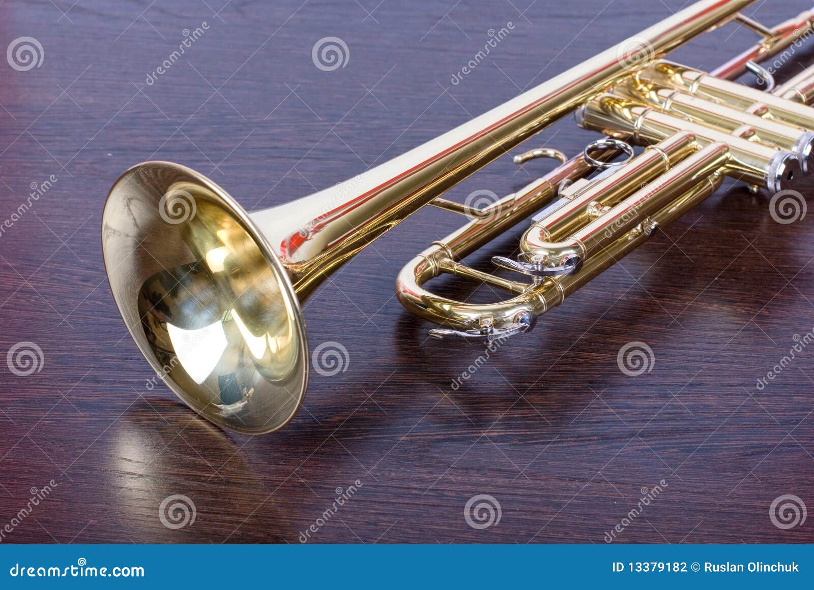 Strumento Di Musica Della Tromba Fotografia Stock - Immagine di ...