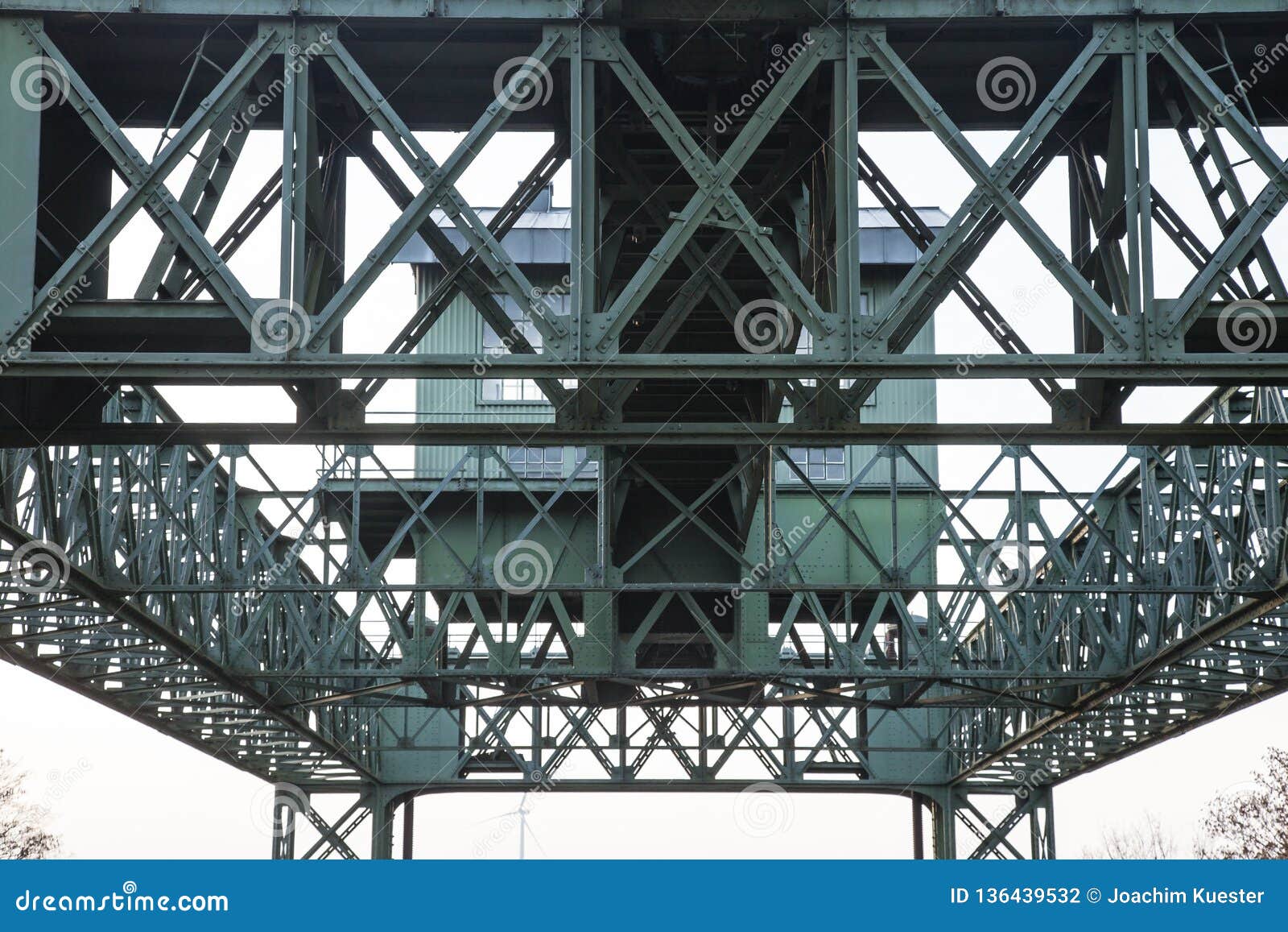 Strut Section of Old Draw Works Stock Photo - Image of metal, green ...