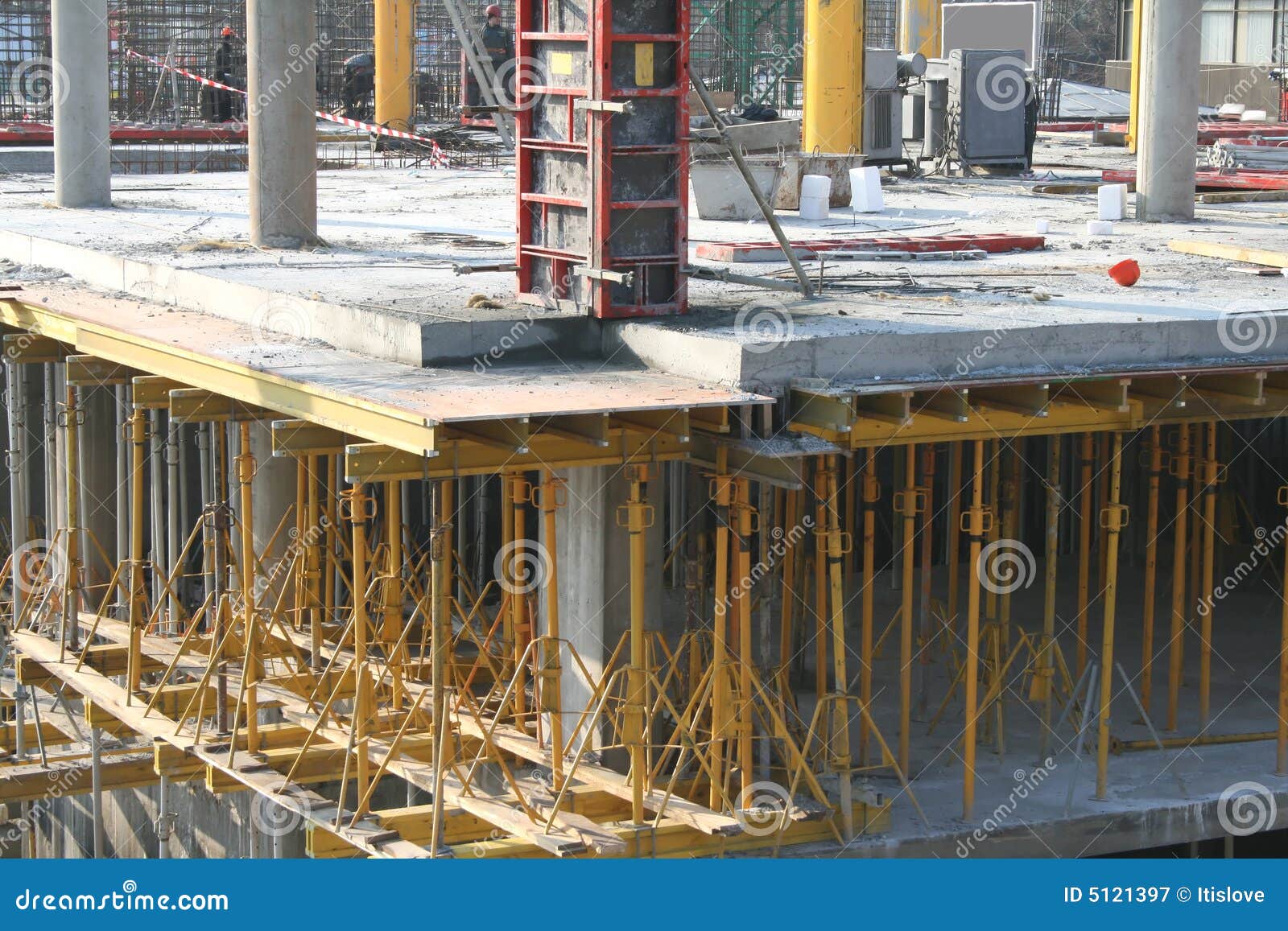 Struts constructions stock image. Image of elevation, iron - 5121397