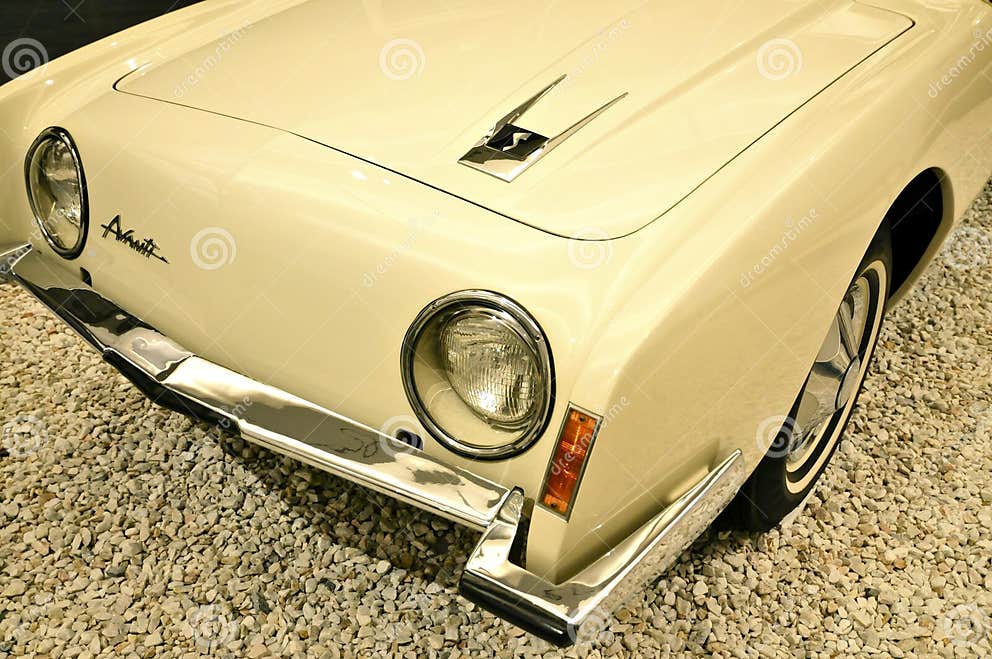 Studebaker Avanti editorial photo. Image of studebaker - 39719466