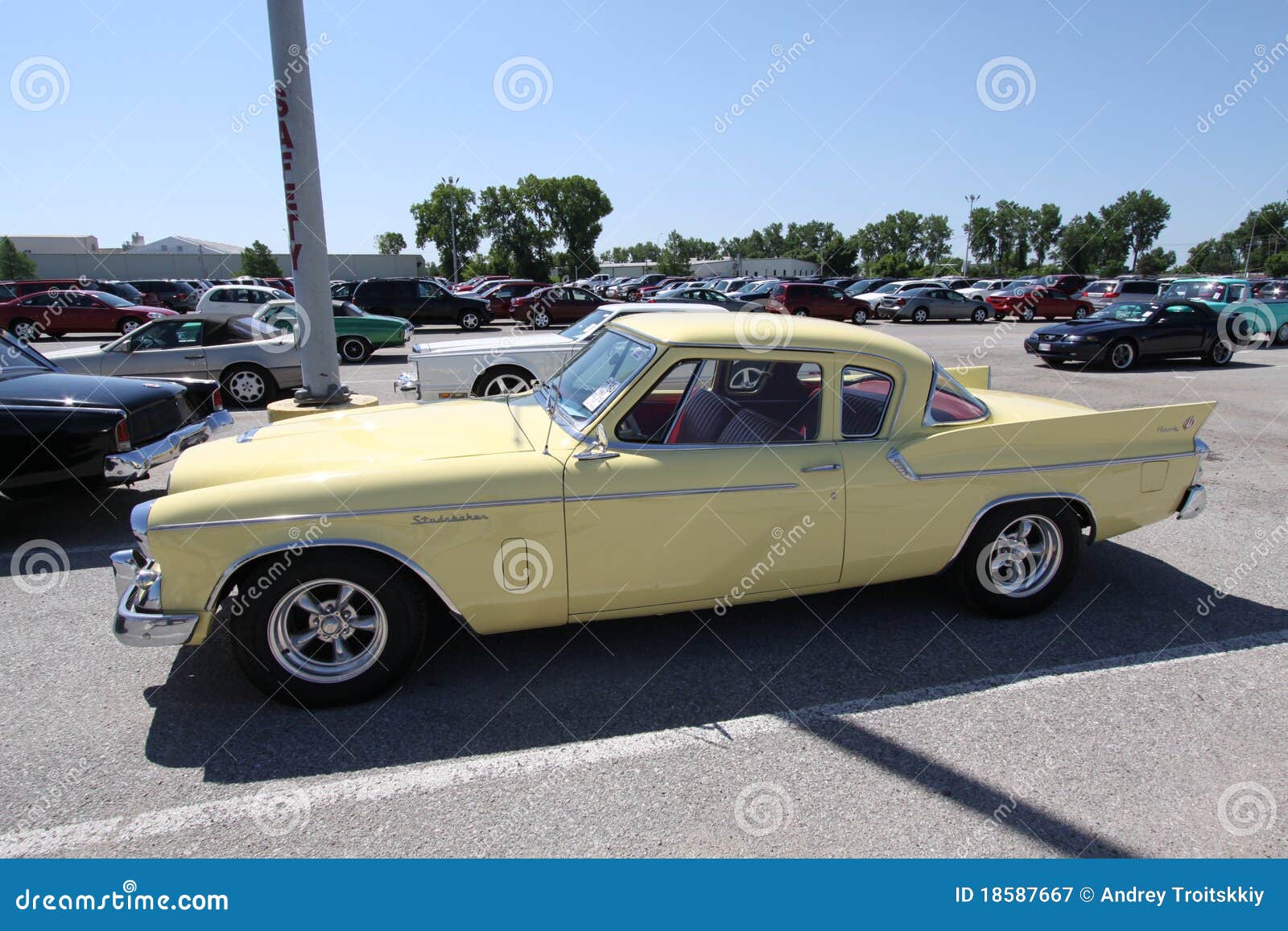 Studebaker Sky Hawk editorial photography. Image of cars - 18587667
