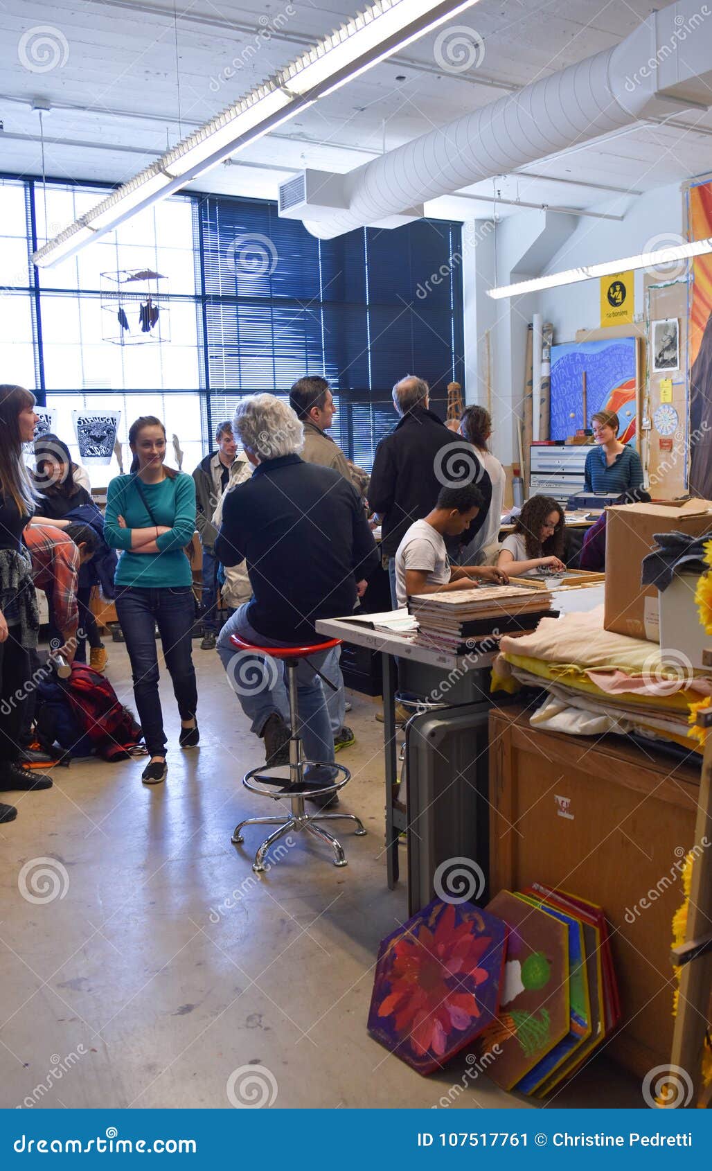Student Art Show at UW-Milwaukee Editorial Photo - Image of gathering ...