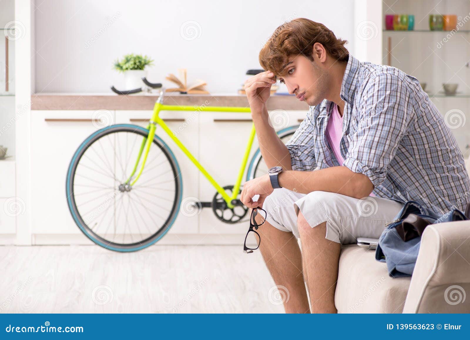 The Student Commuting To University Using Cycle Stock Image - Image of ...