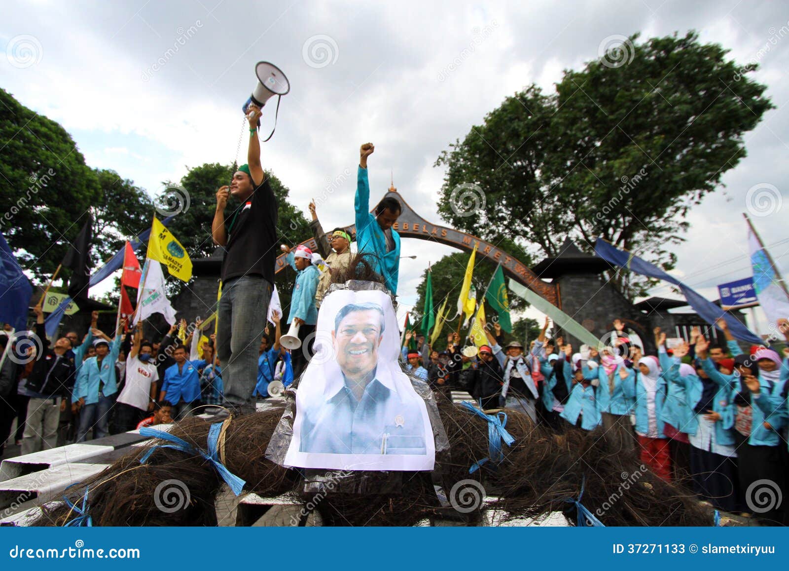 Student demonstrations editorial stock photo. Image of protest - 37271133