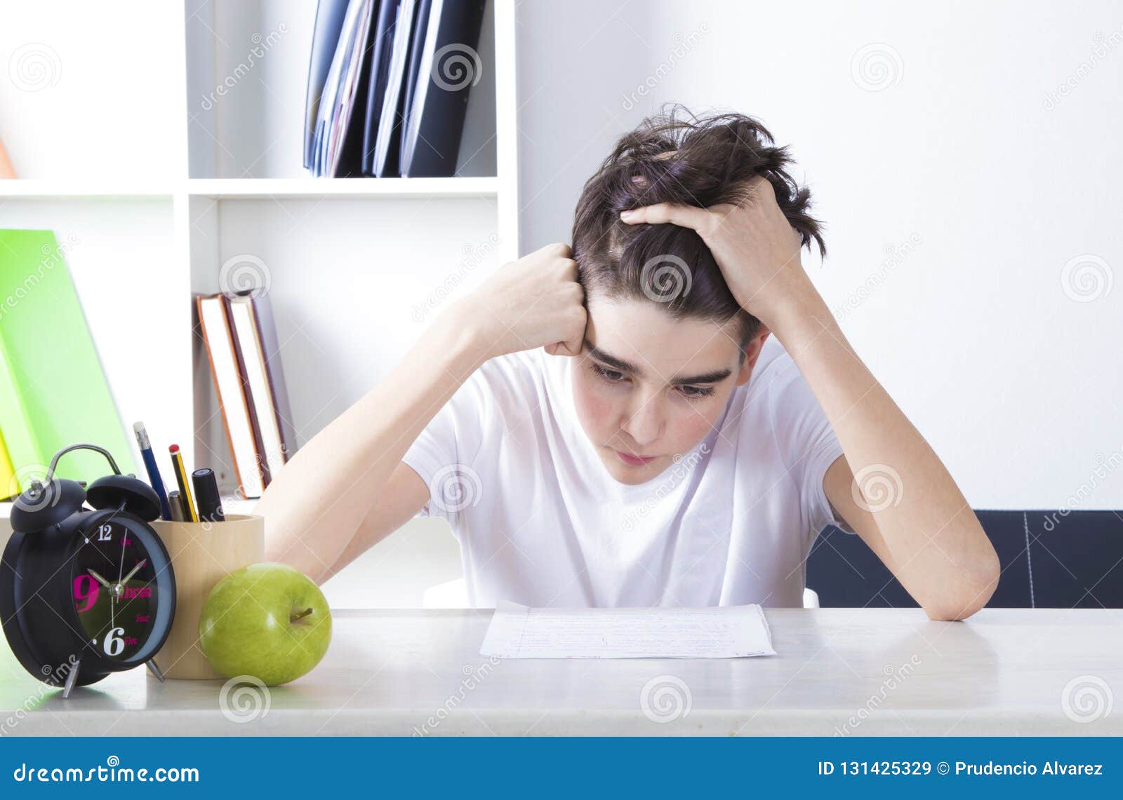 Student at the Desk Reading Stock Image - Image of reading, room: 131425329