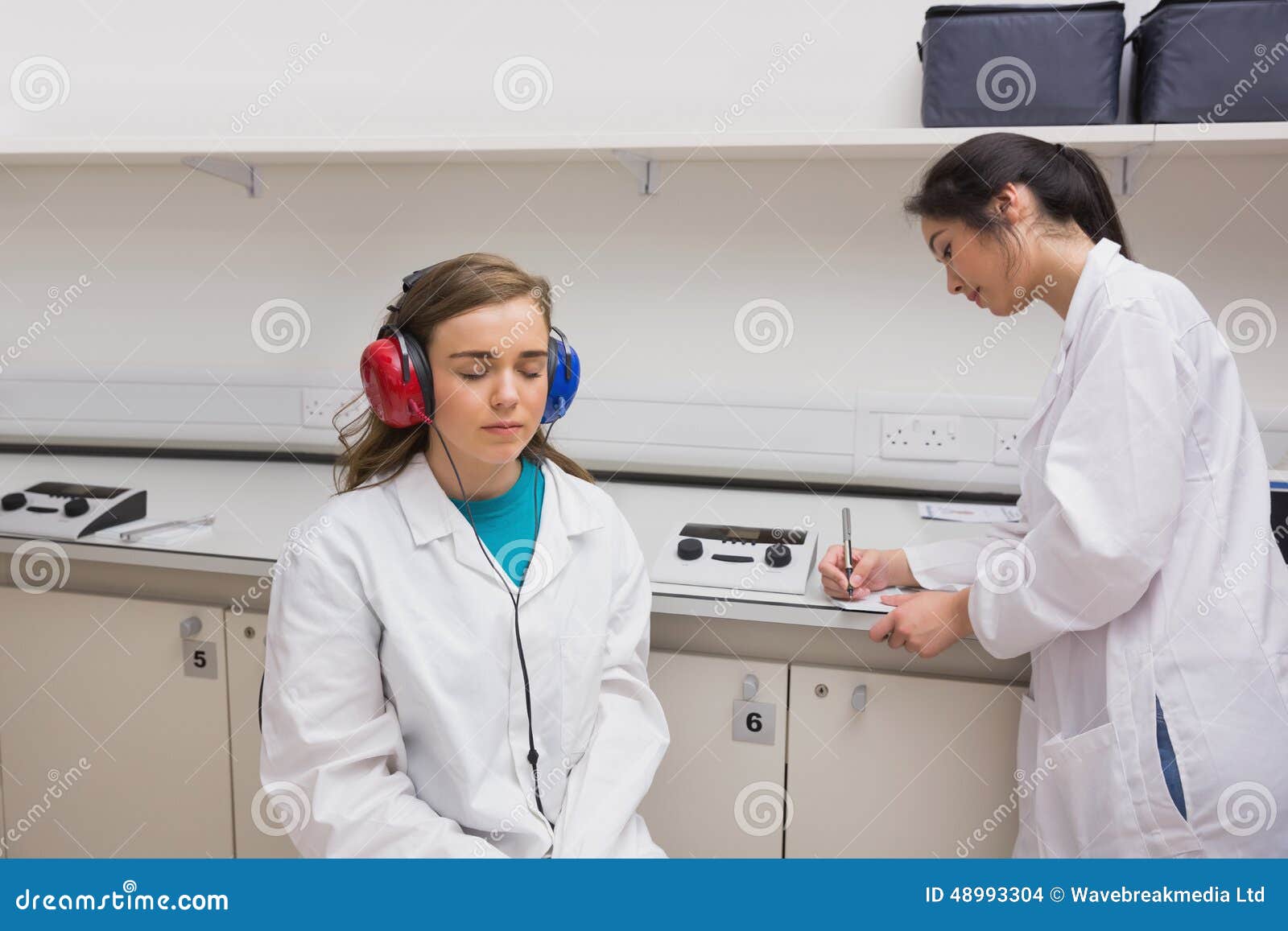 Student Doing a Hearing Test Stock Photo - Image of view, campus: 48993304