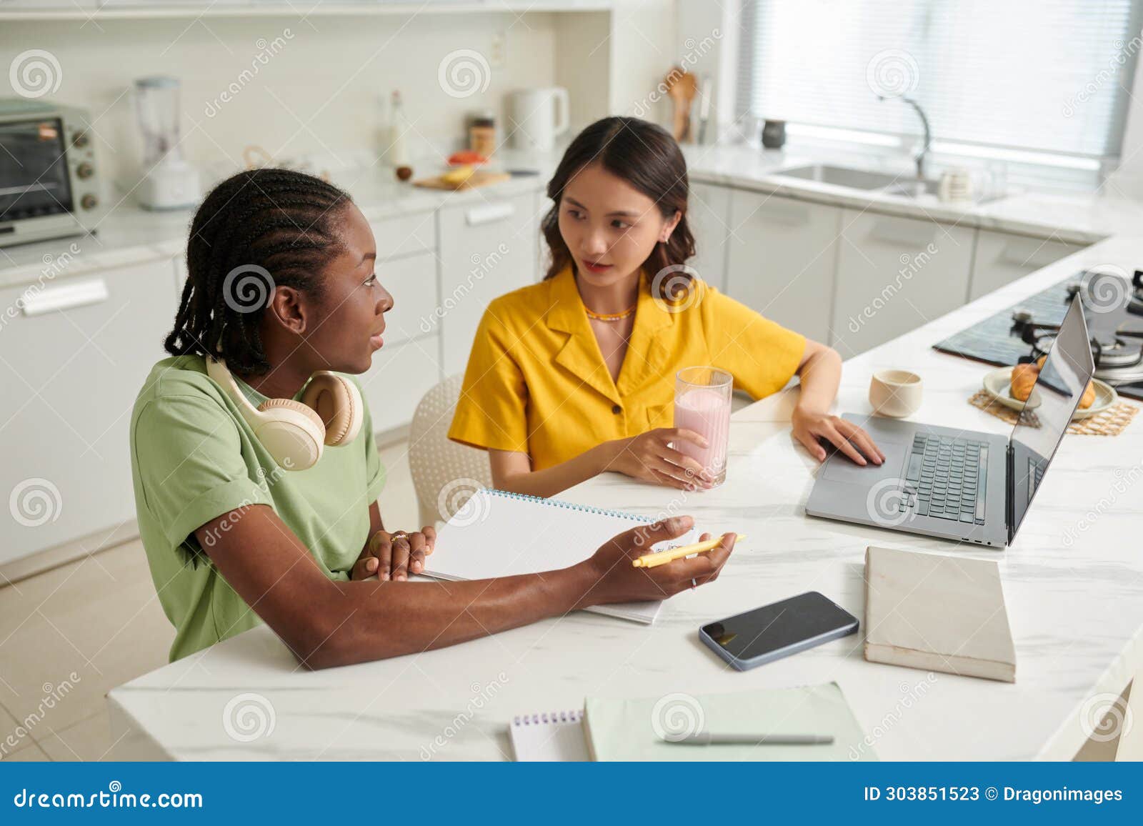 Student Explaining Difficult Topic Stock Image - Image of teenage ...