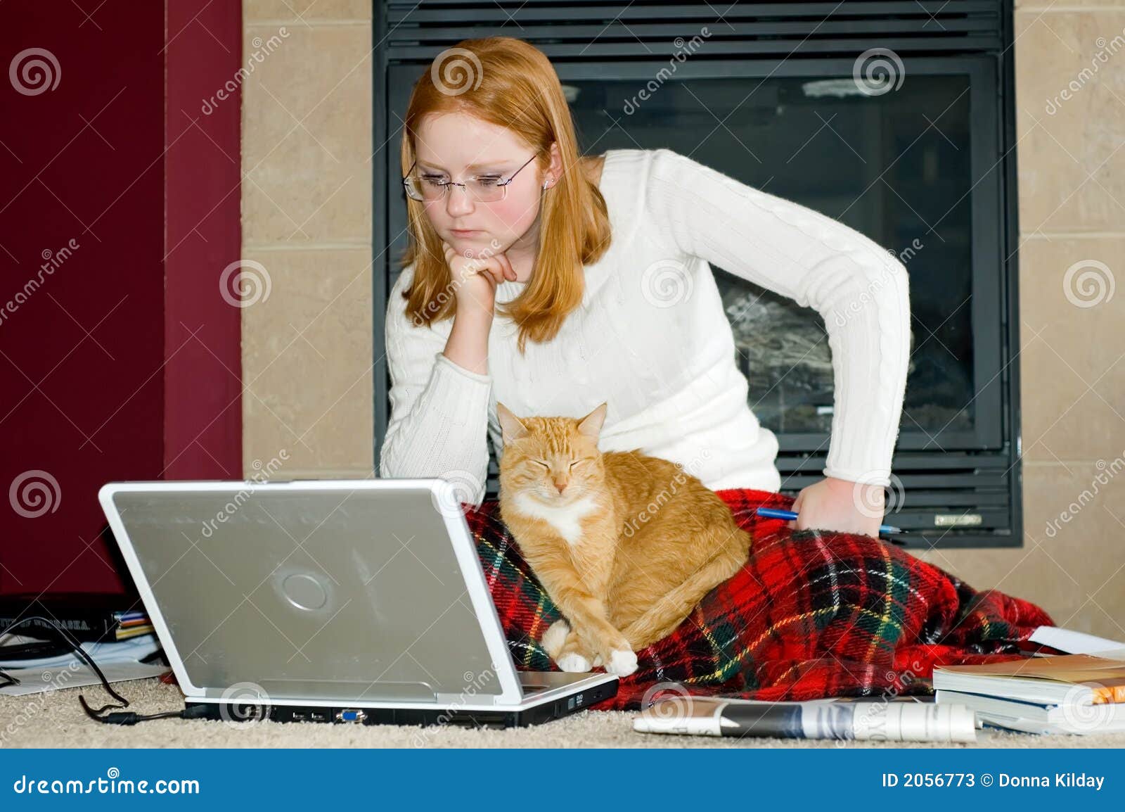 Student with Laptop and Cat Stock Image - Image of kitten, redhead: 2056773