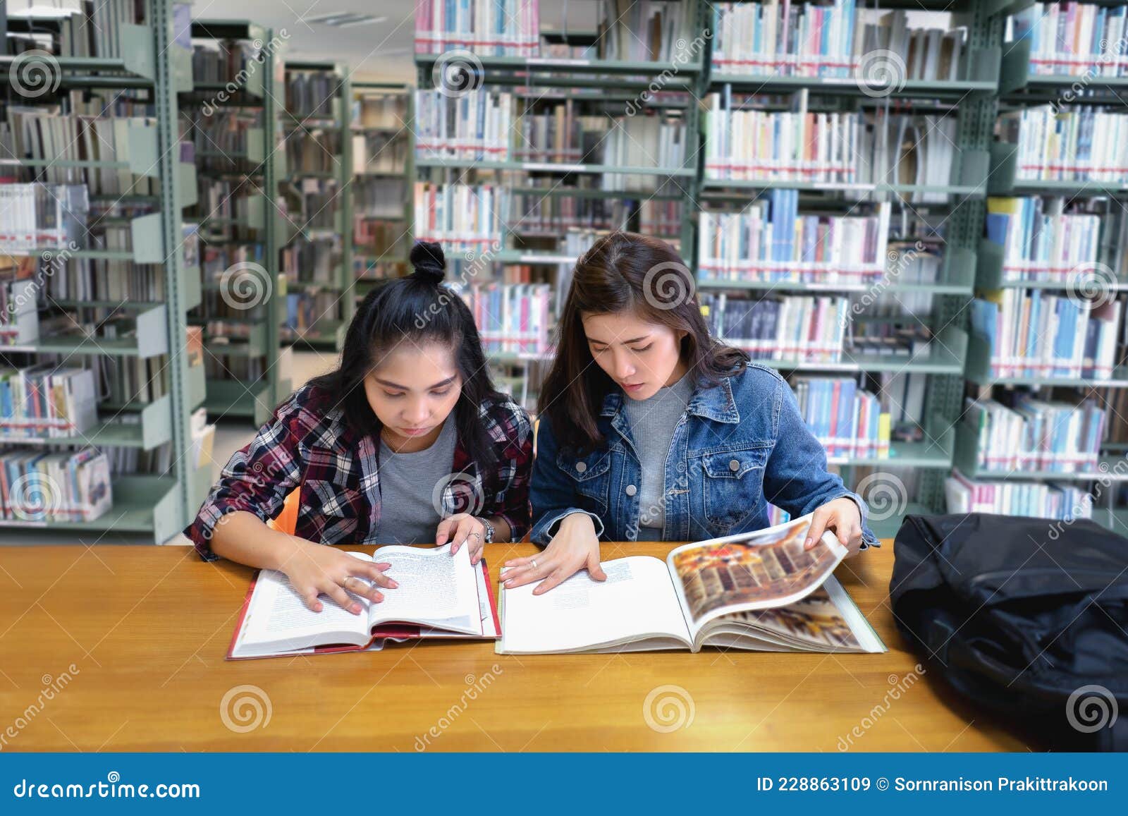 Student Learning in the Library Stock Image - Image of academic, casual ...