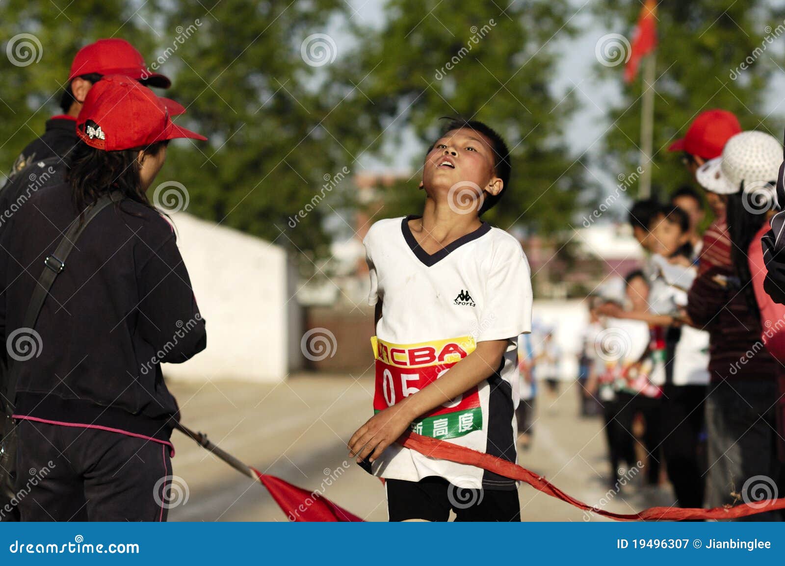Student movement editorial photography. Image of line - 19496307