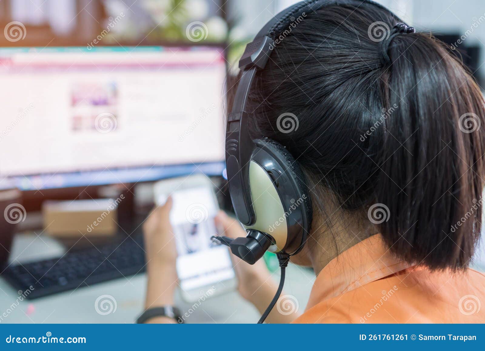 Student Online Testing Exercise Concept : Asian Girl Students Learning ...